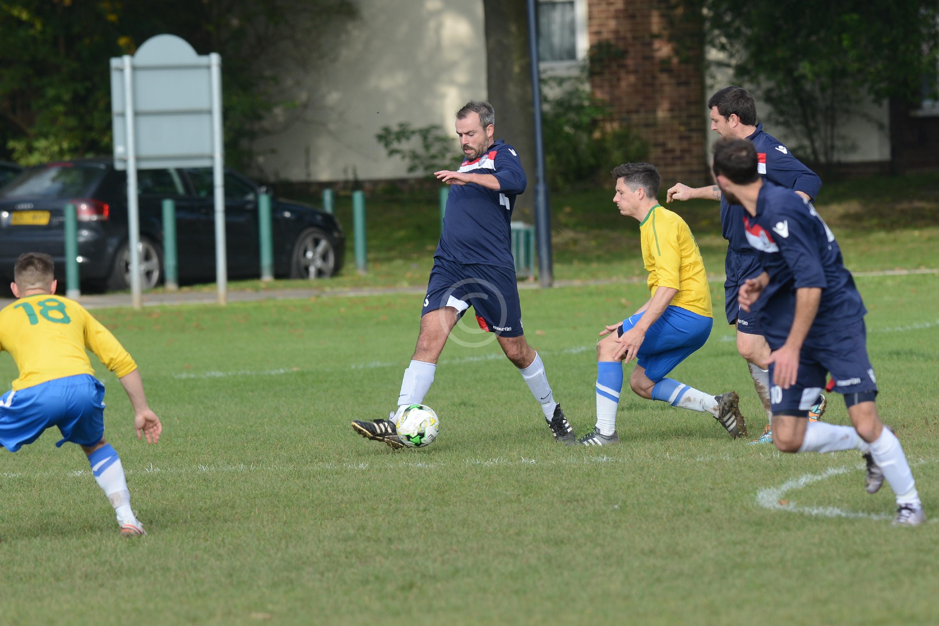 FOOTBALL 126872 - Photo 1 of 30 - Baylis Media Photos