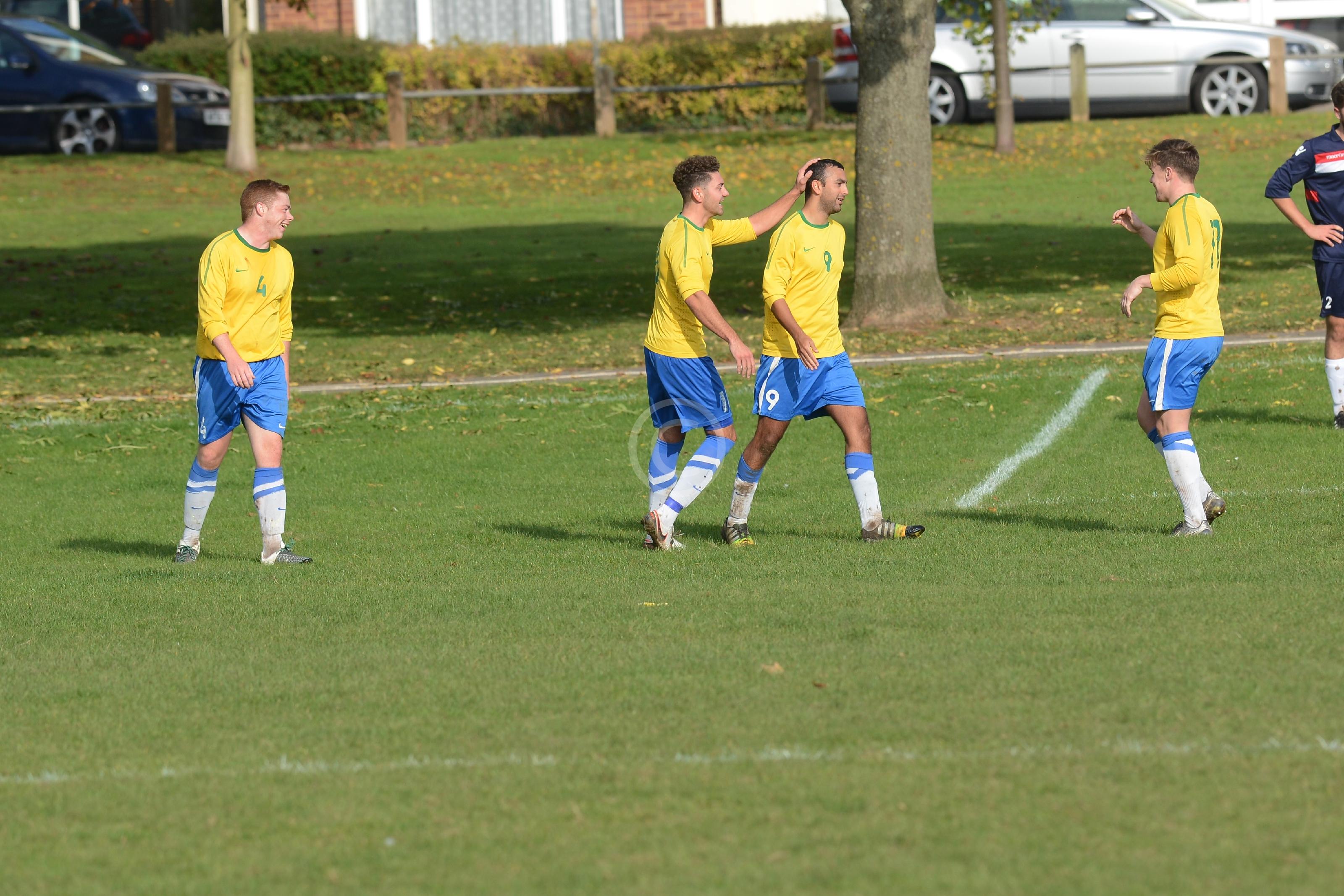 FOOTBALL 126872 - Photo 1 of 30 - Baylis Media Photos