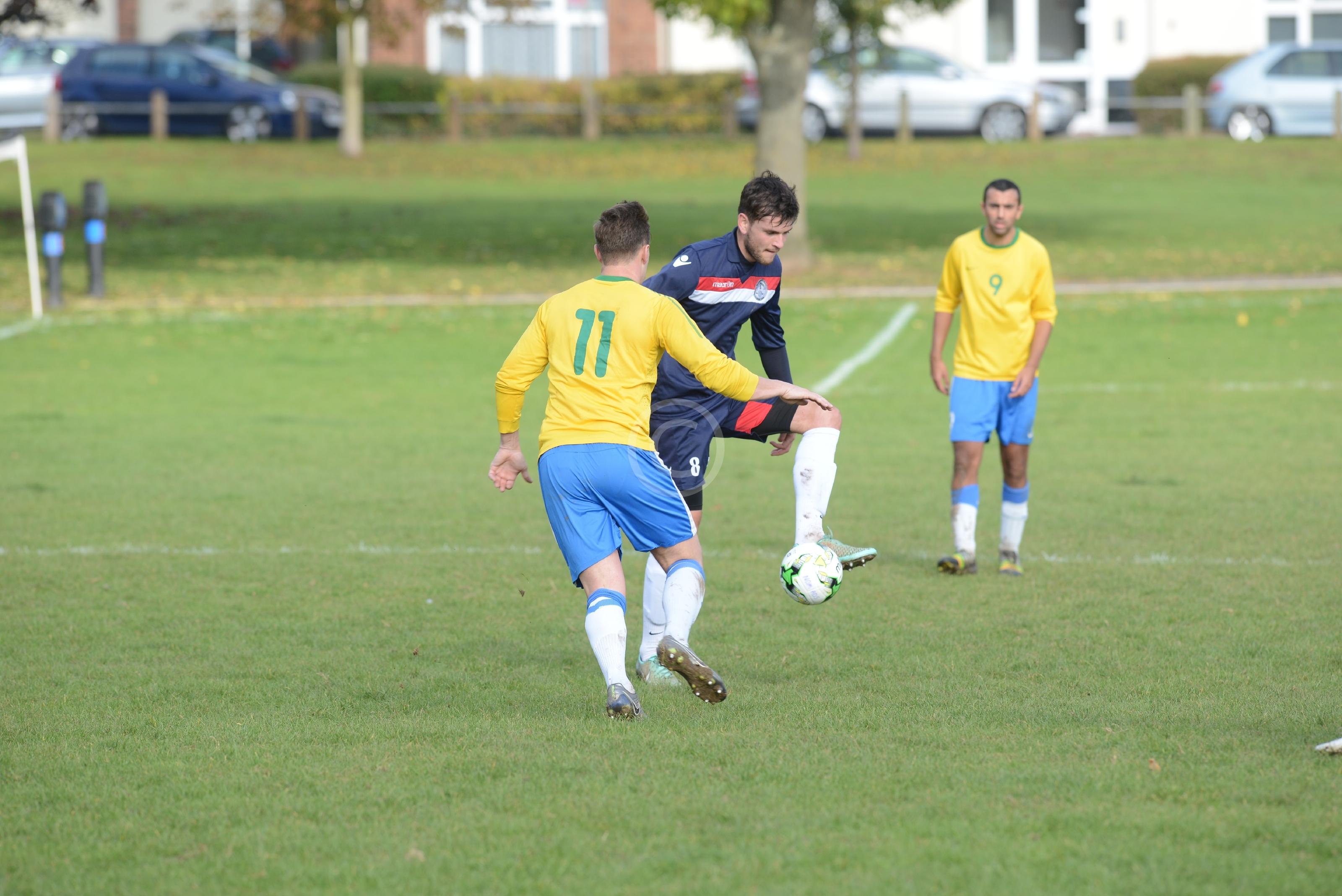 FOOTBALL 126872 - Photo 1 of 30 - Baylis Media Photos
