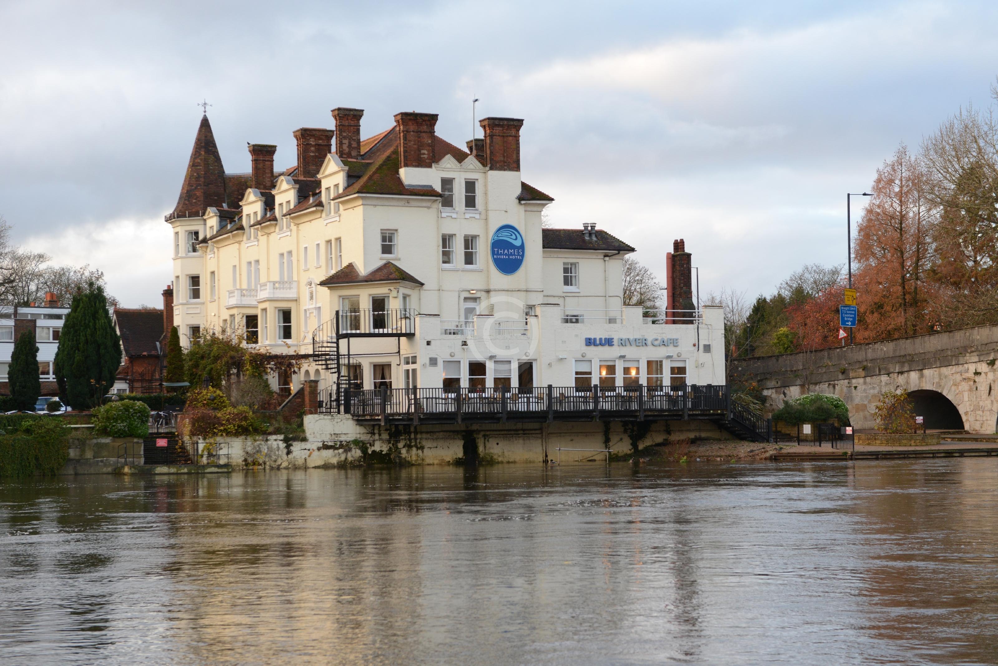 MAIDENHEAD 127101 - Photo 1 of 17 - Baylis Media Photos