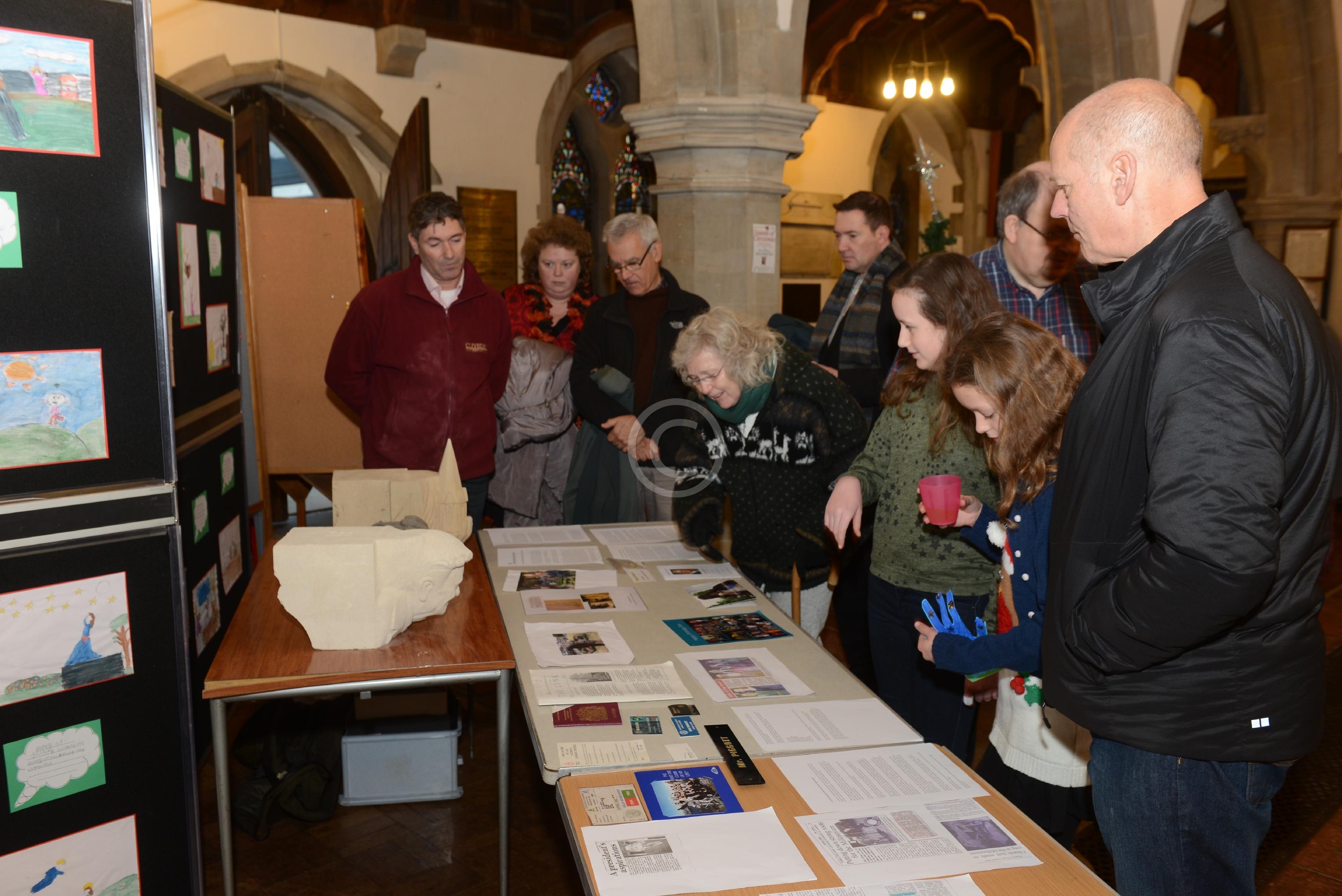 DATCHET 127193 - Photo 2 of 10 - Baylis Media Photos