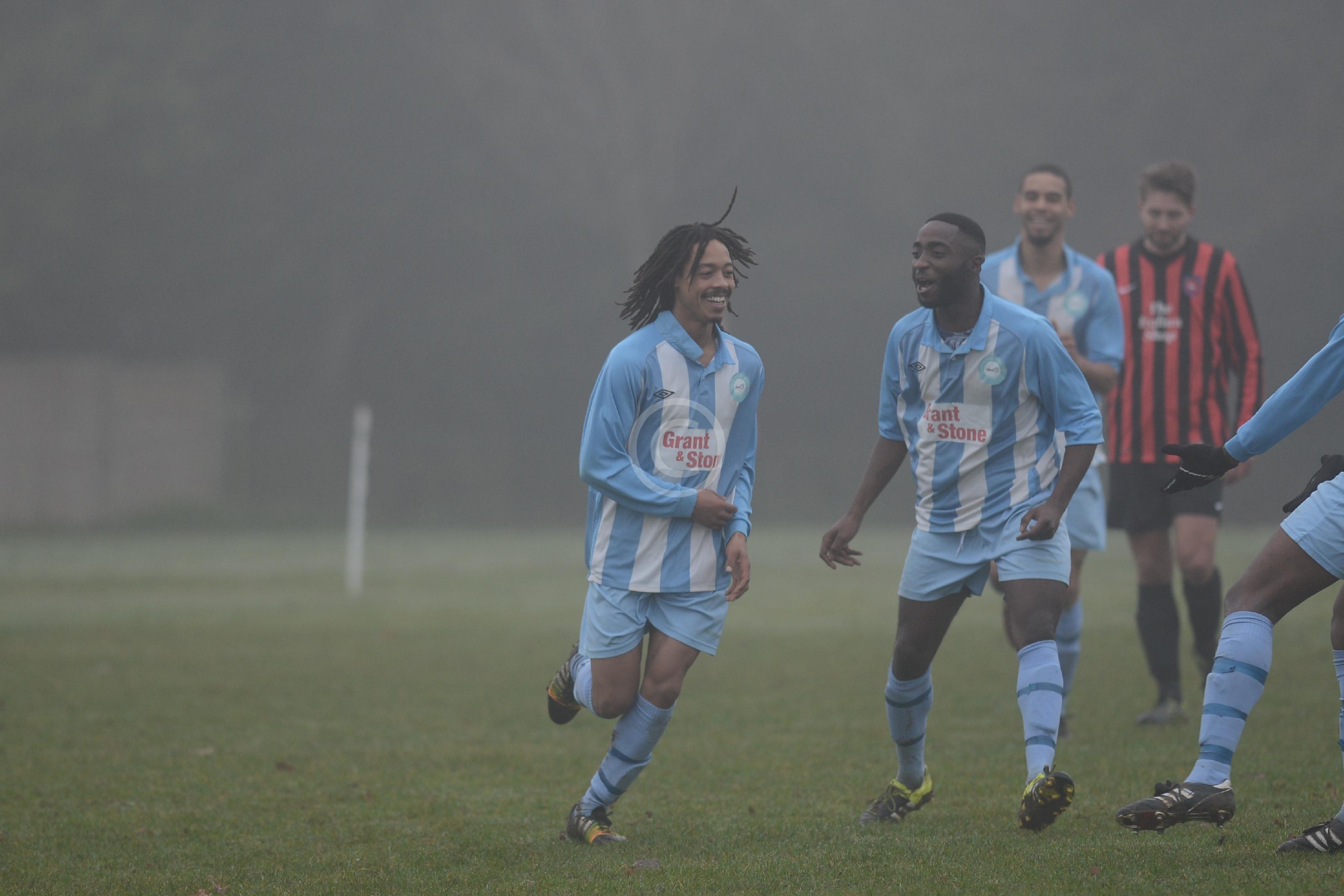 FOOTBALL 127286 - Photo 2 of 34 - Baylis Media Photos