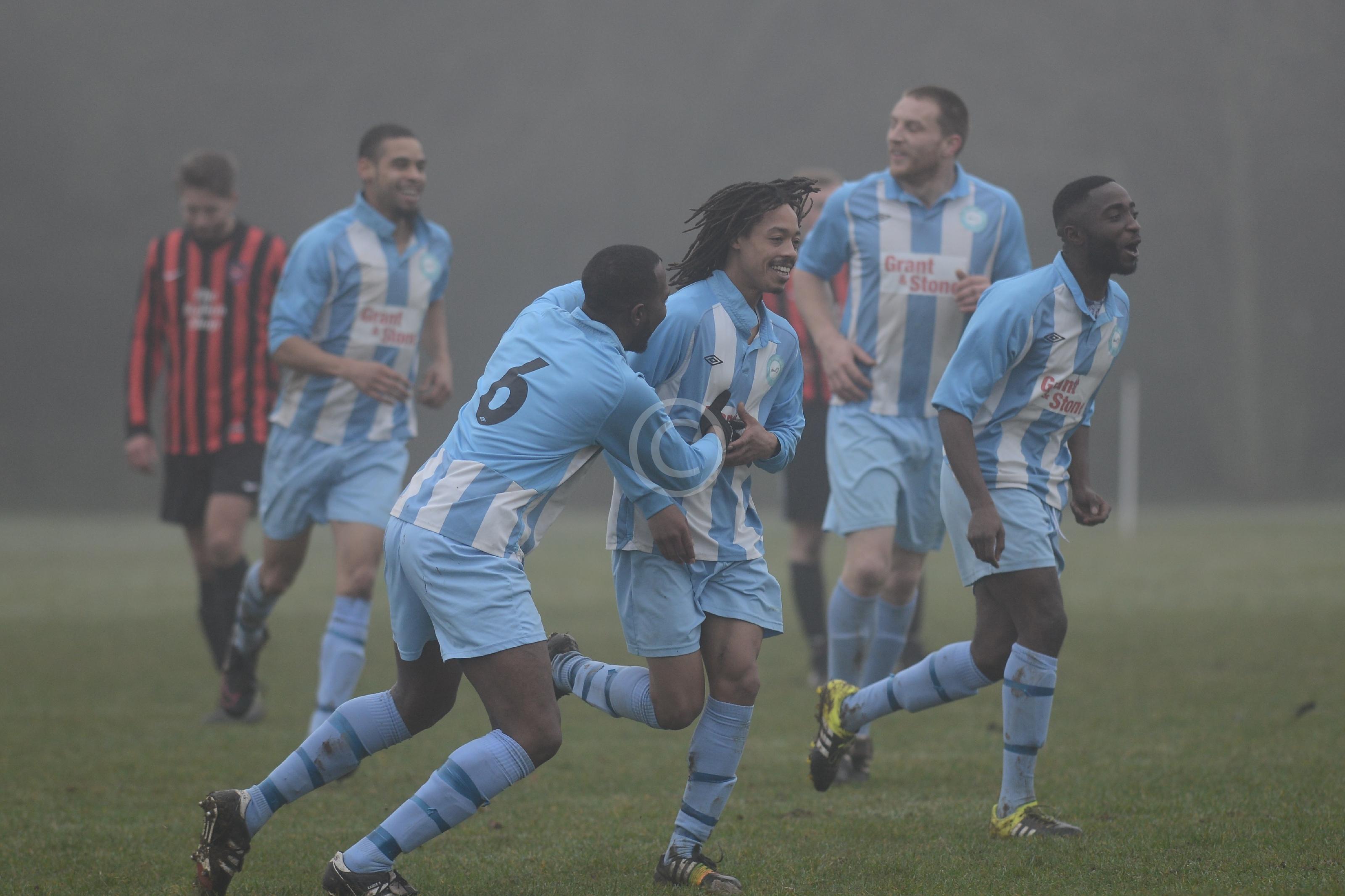 FOOTBALL 127286 - Photo 2 of 34 - Baylis Media Photos