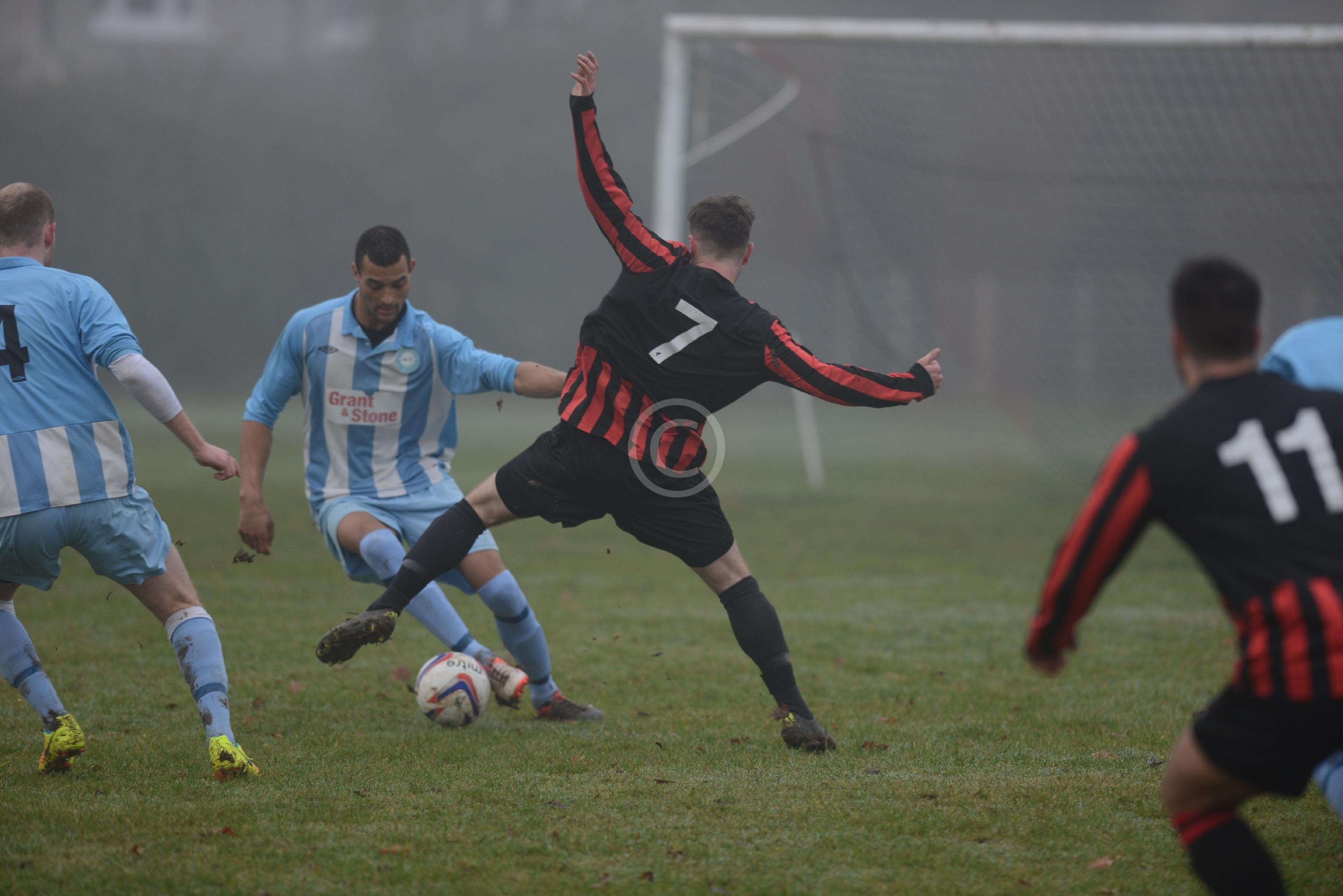 FOOTBALL 127286 - Photo 2 of 34 - Baylis Media Photos