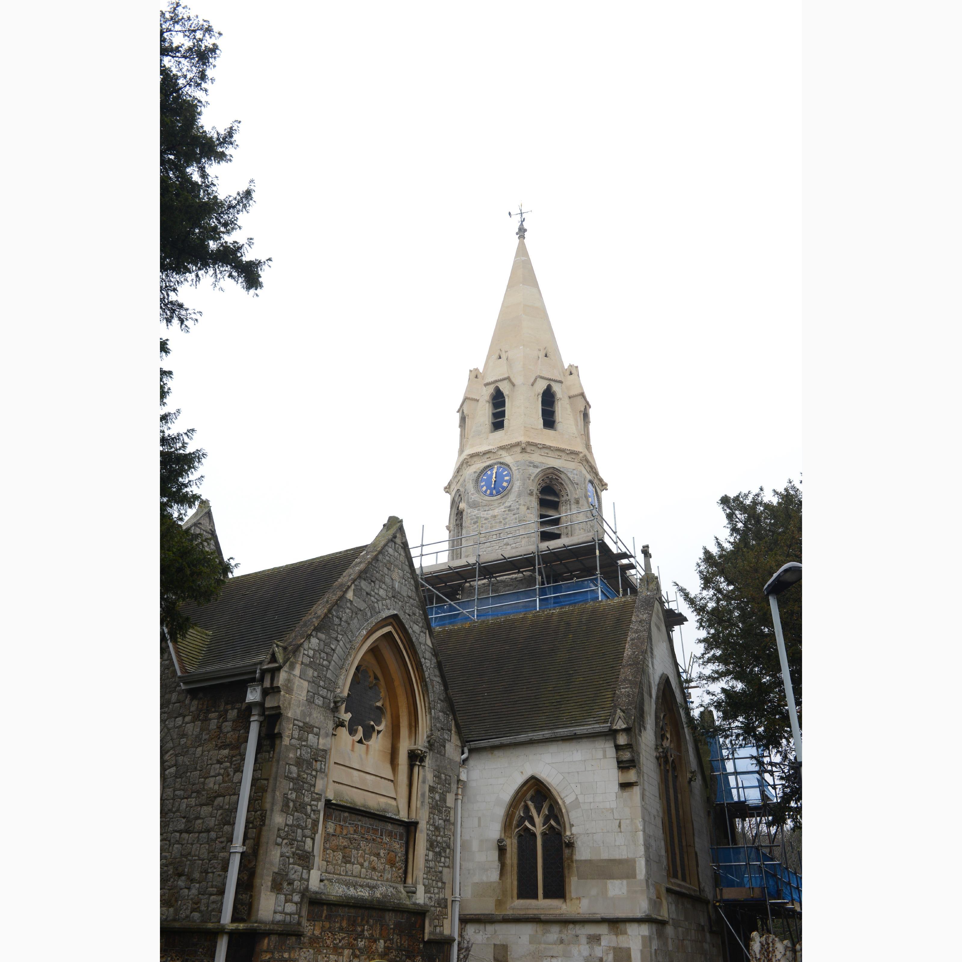 DATCHET 127485 - Photo 1 of 21 - Baylis Media Photos