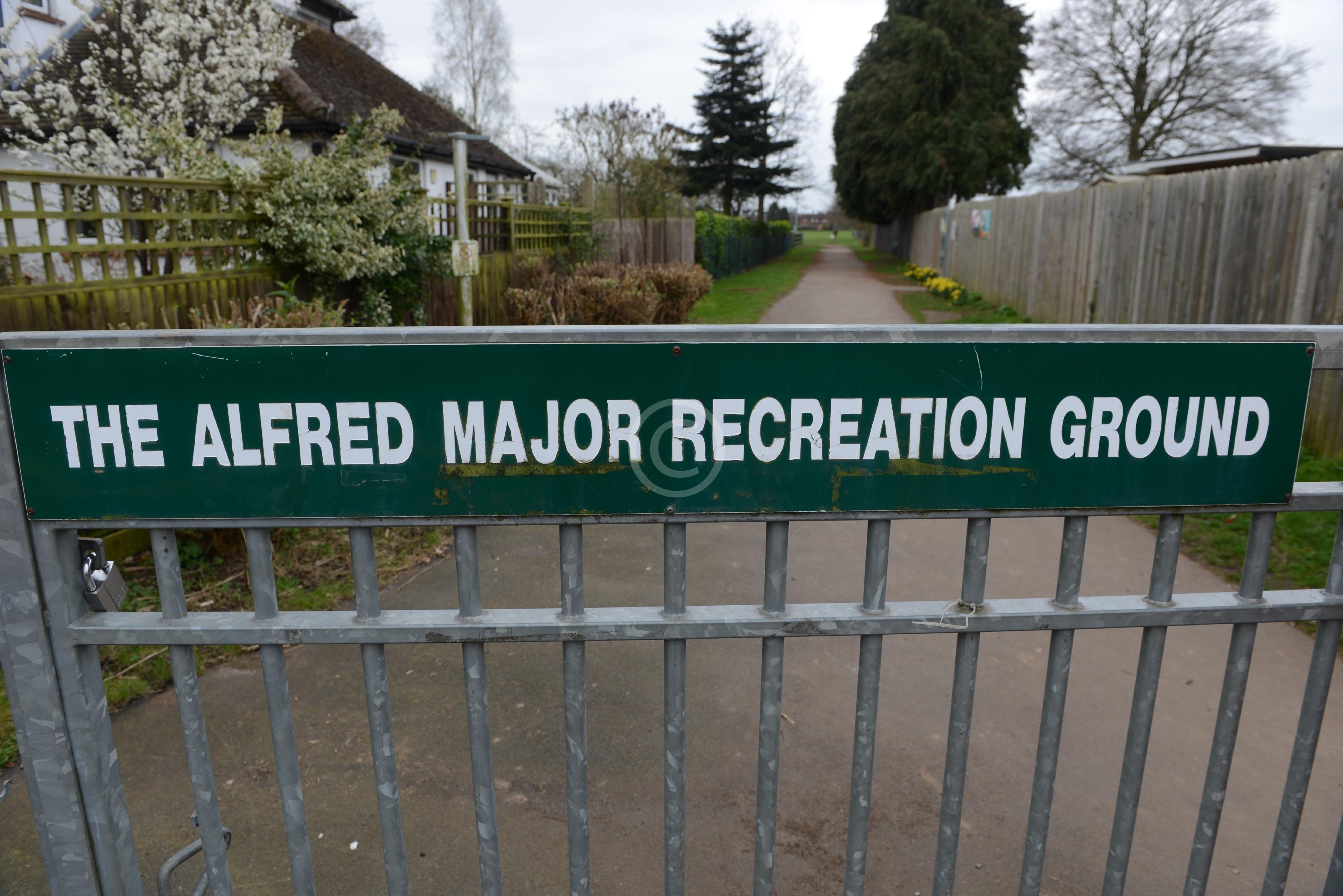 COOKHAM RISE 127770 - Photo 1 of 11 - Baylis Media Photos