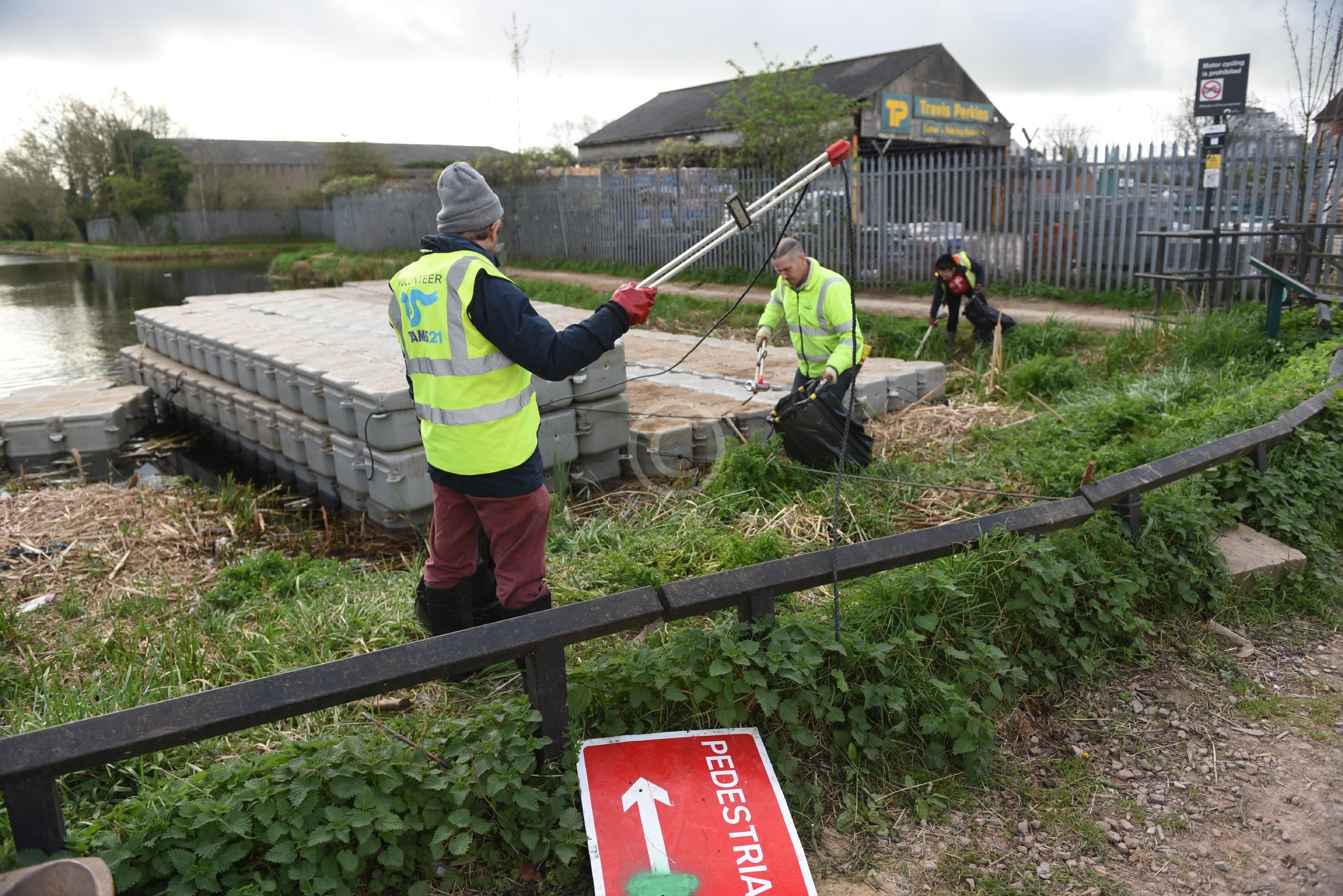 SLOUGH 127866 - Photo 1 of 31 - Baylis Media Photos