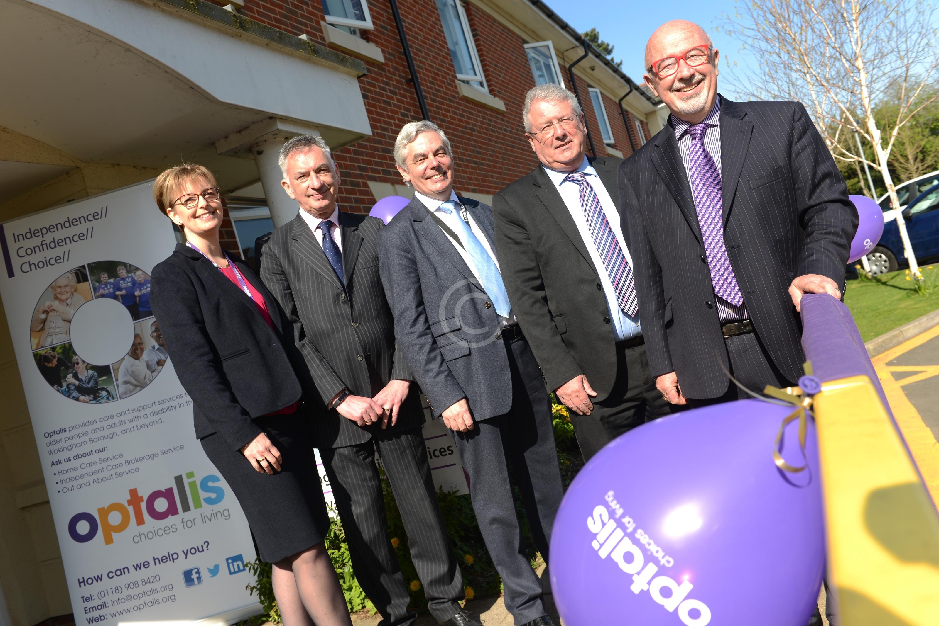 MAIDENHEAD 127874 - Photo 1 of 4 - Baylis Media Photos