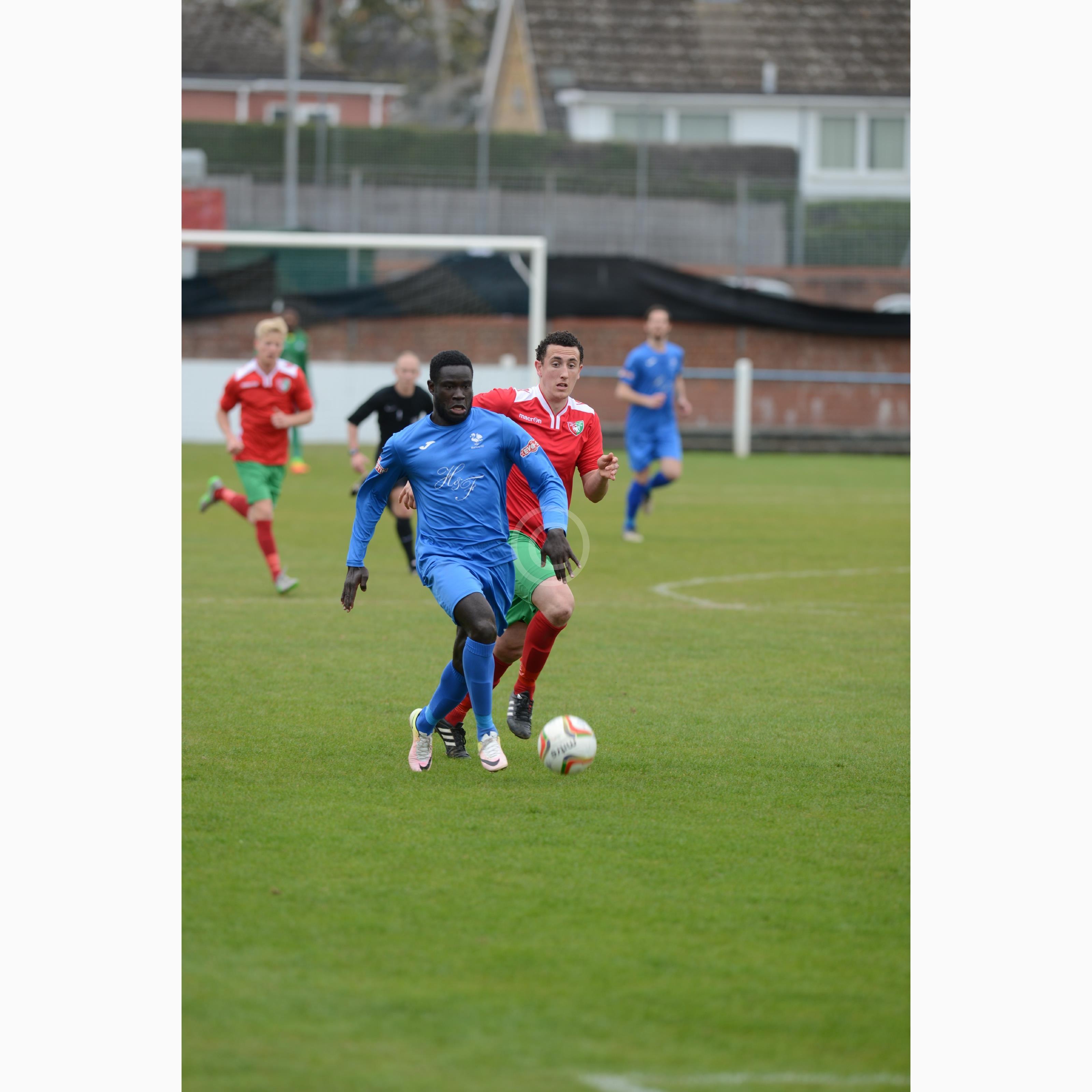 FOOTBALL 127960 - Photo 1 of 24 - Baylis Media Photos