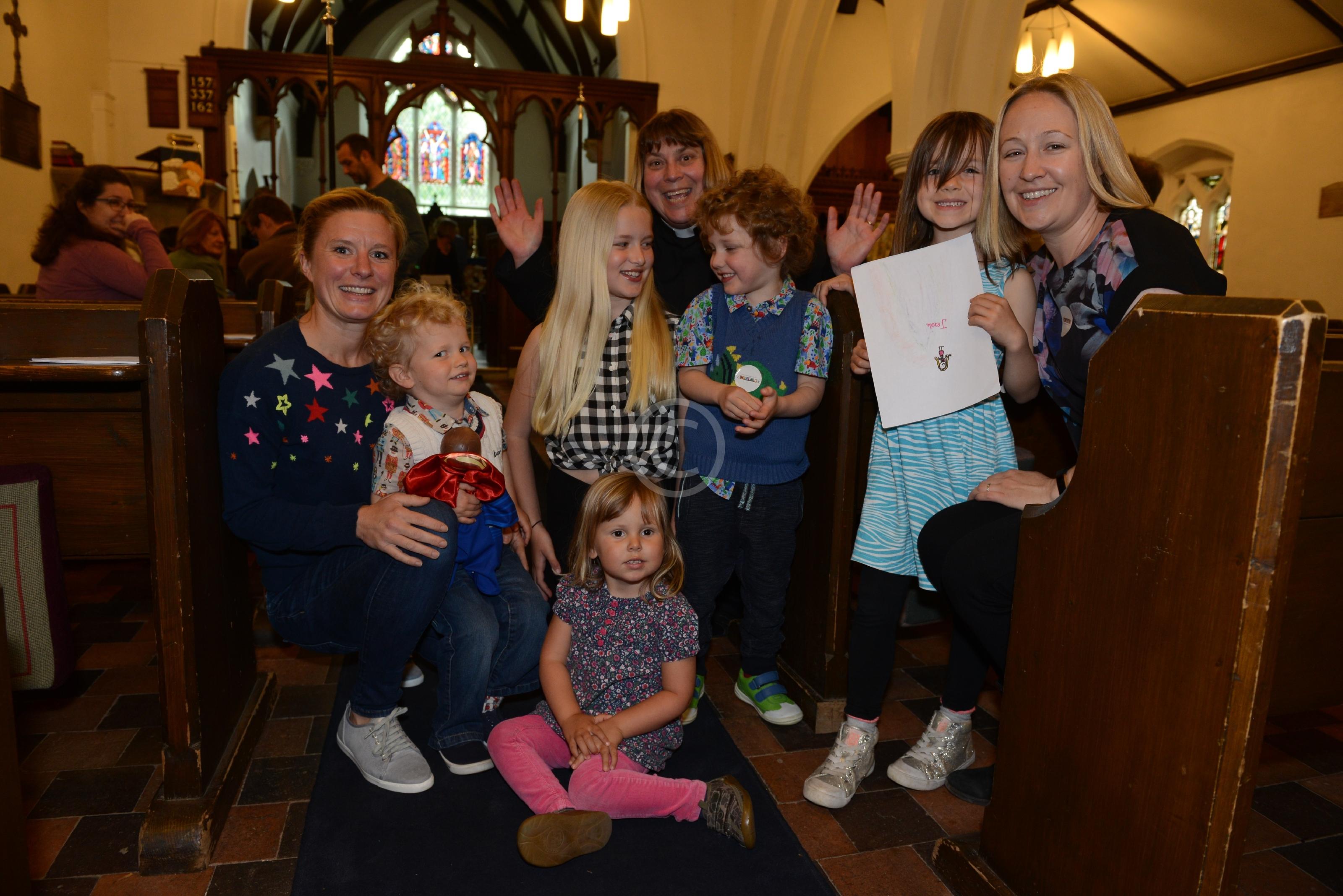 COOKHAM DEAN 128029 - Photo 1 of 17 - Baylis Media Photos