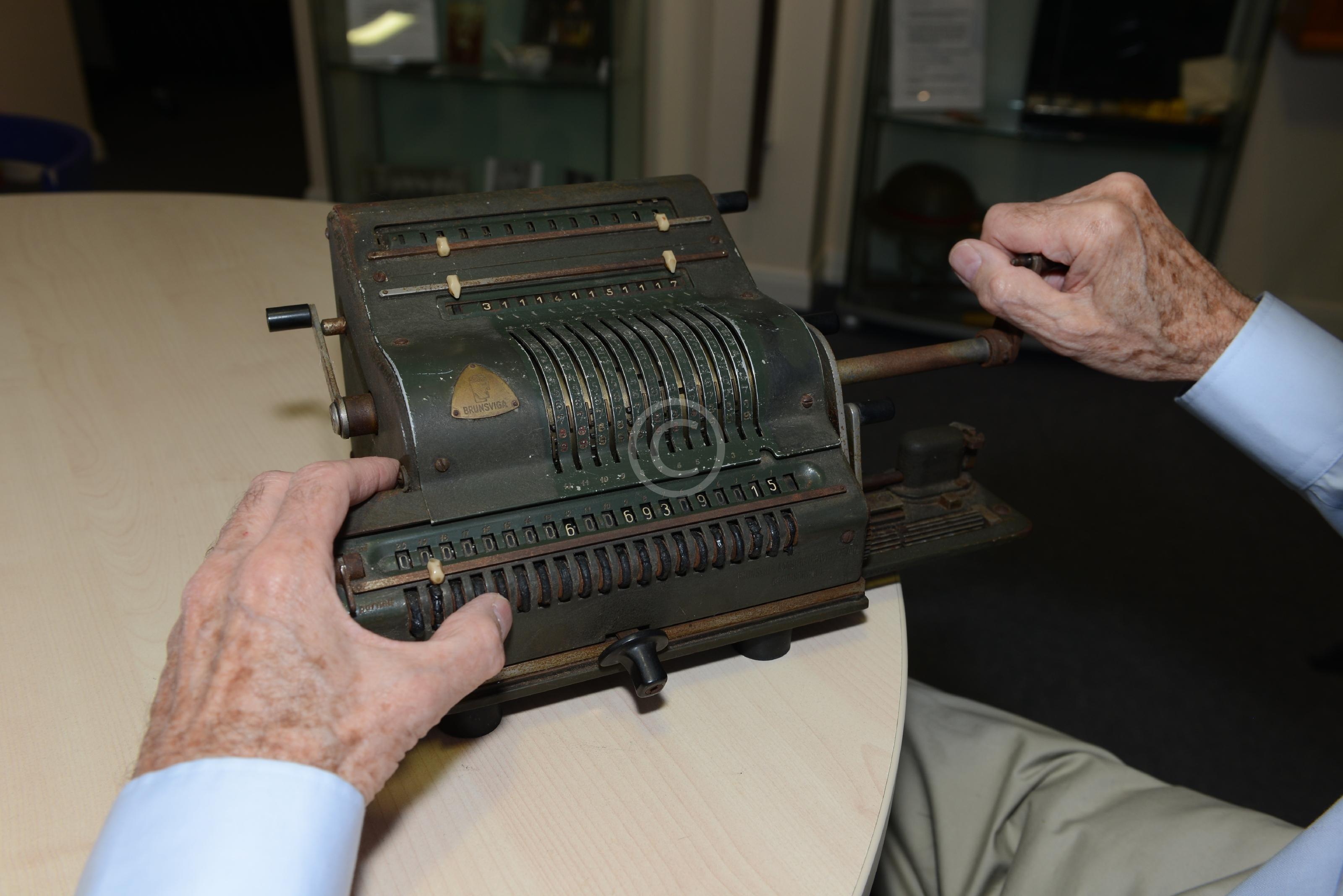 MAIDENHEAD 128067 - Photo 1 of 8 - Baylis Media Photos