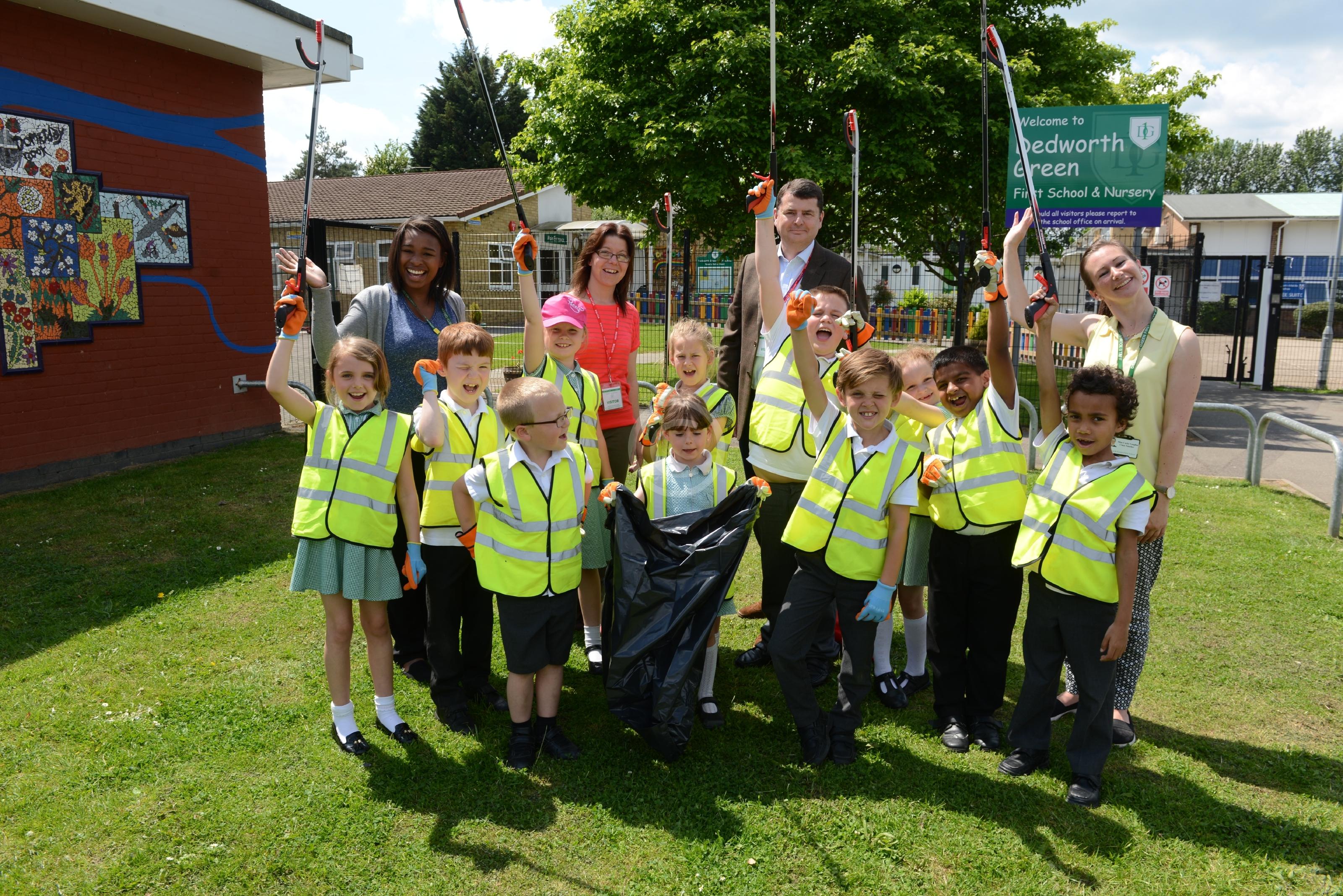 DEDWORTH 128155 - Photo 1 of 5 - Baylis Media Photos