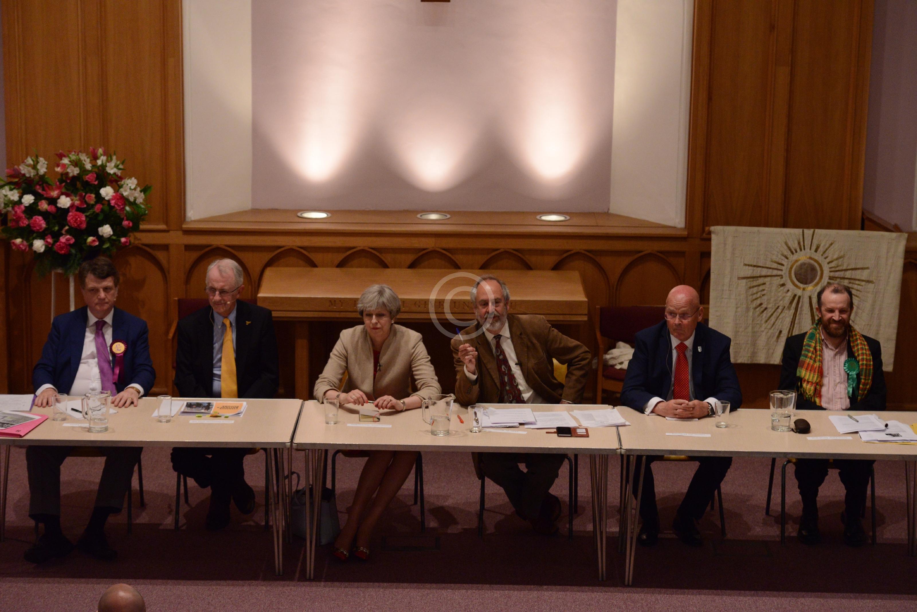 MAIDENHEAD 128175 - Photo 1 of 121 - Baylis Media Photos