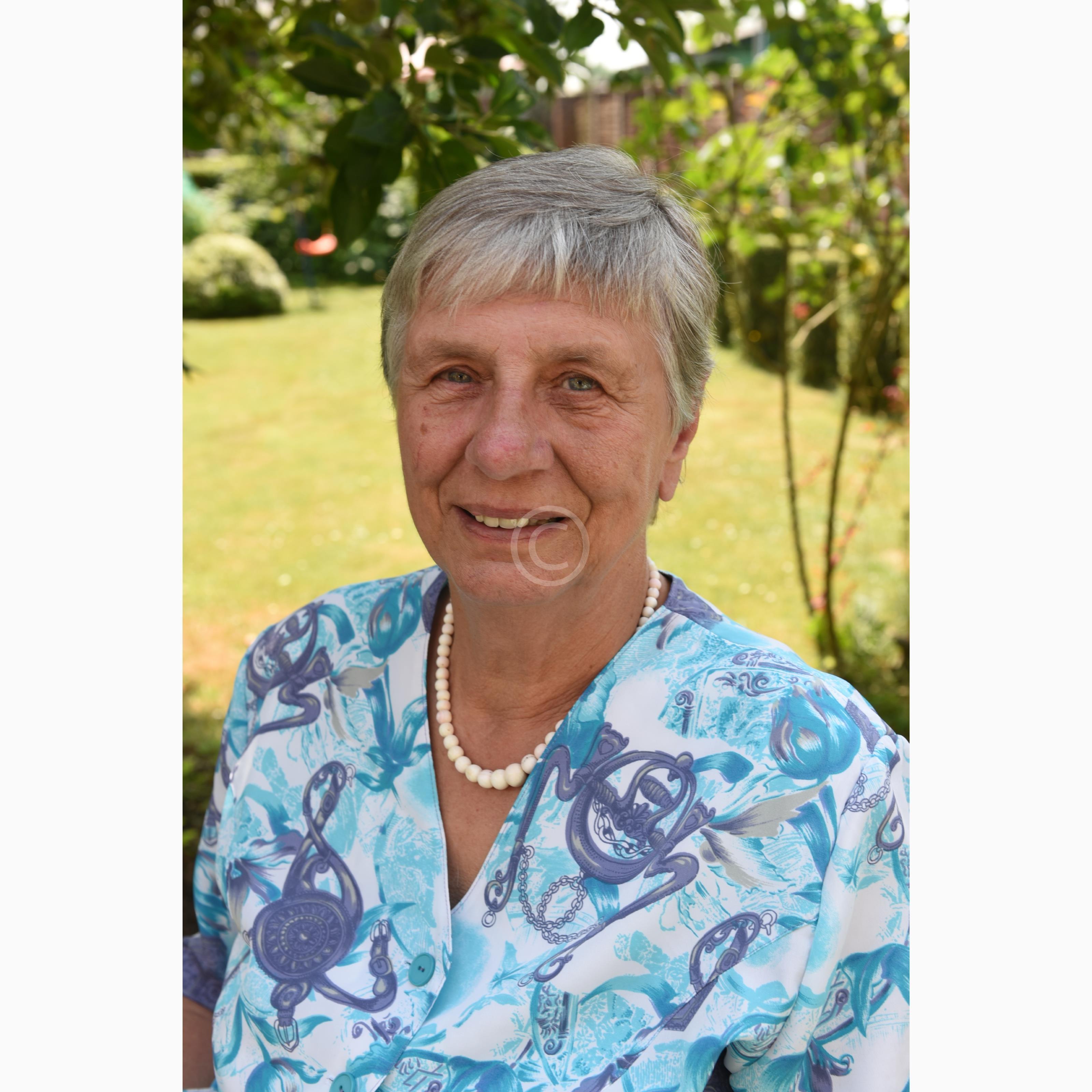 MAIDENHEAD 128289 - Photo 1 of 8 - Baylis Media Photos