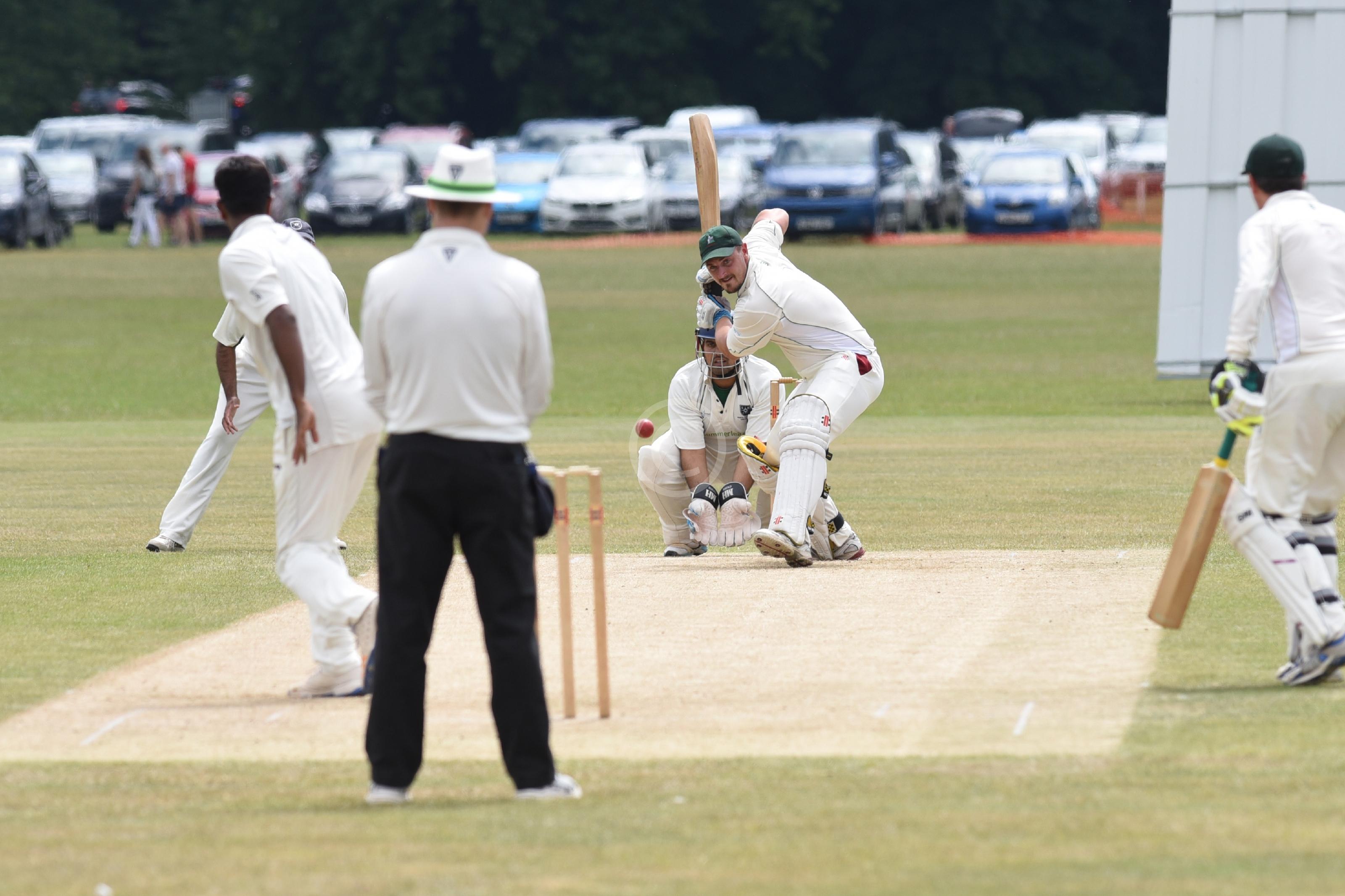 CRICKET 128338 - Photo 1 of 11 - Baylis Media Photos