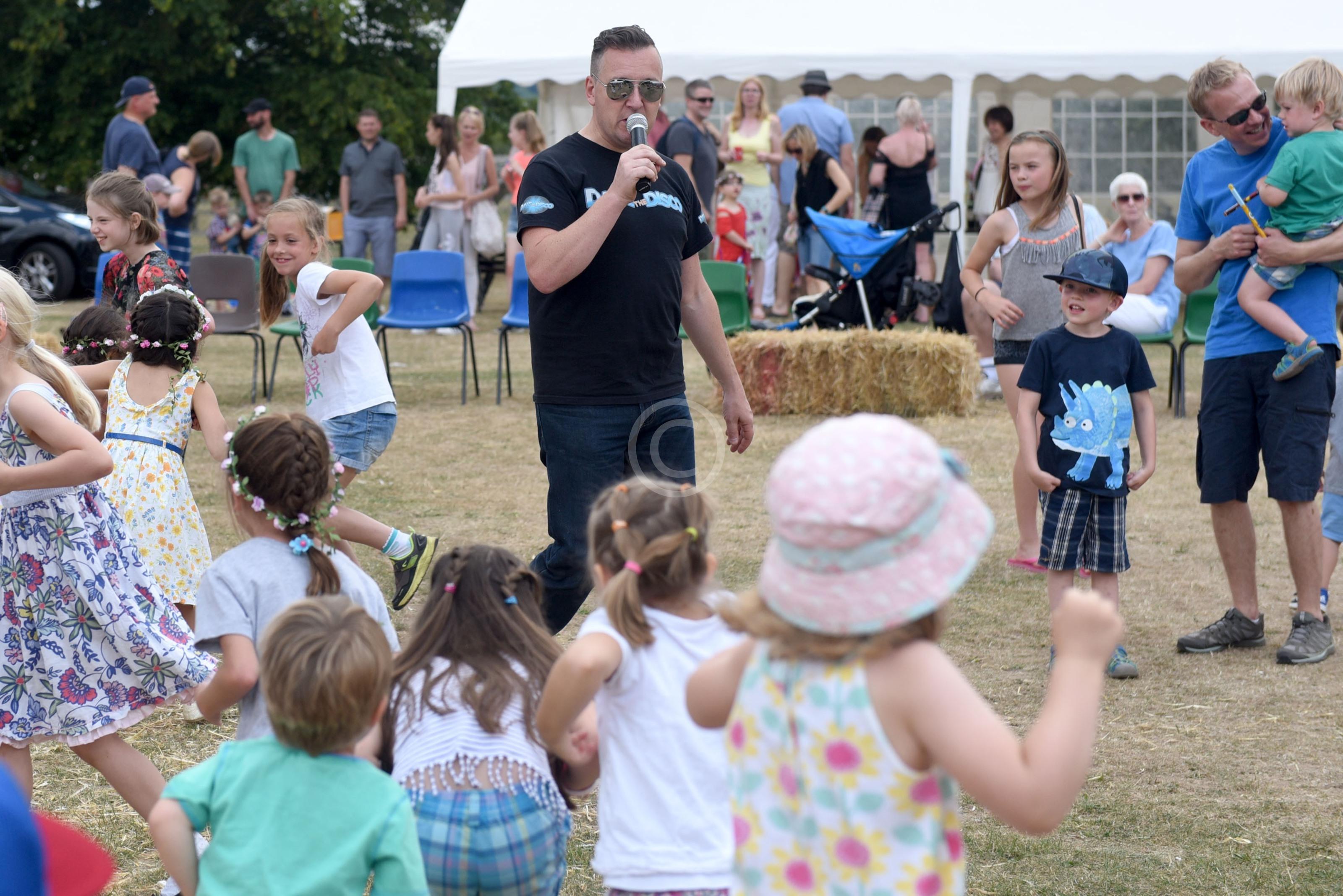 COOKHAM 128377 - Photo 1 of 7 - Baylis Media Photos