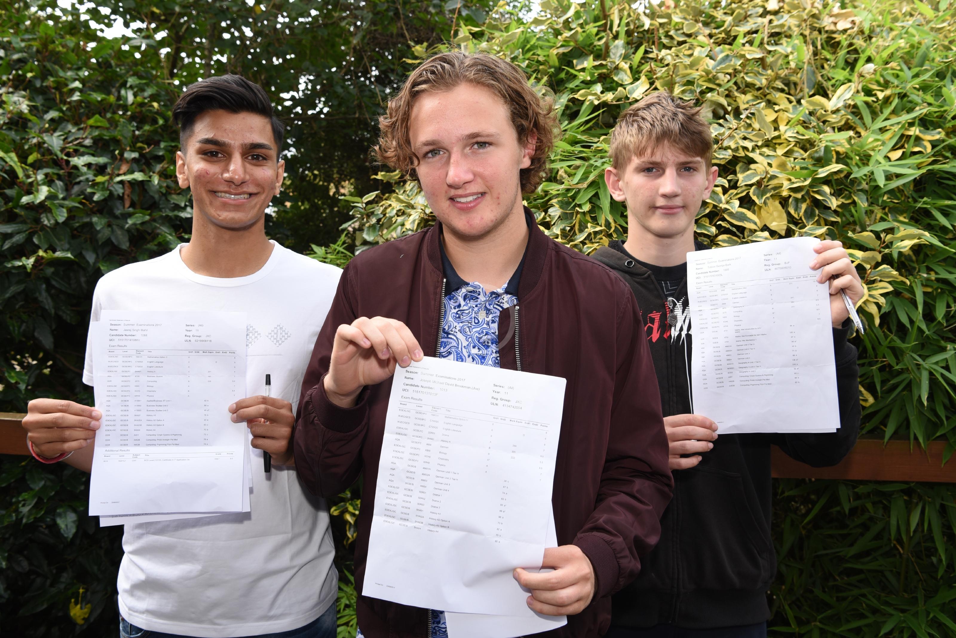 MAIDENHEAD 128597 - Photo 1 of 11 - Baylis Media Photos