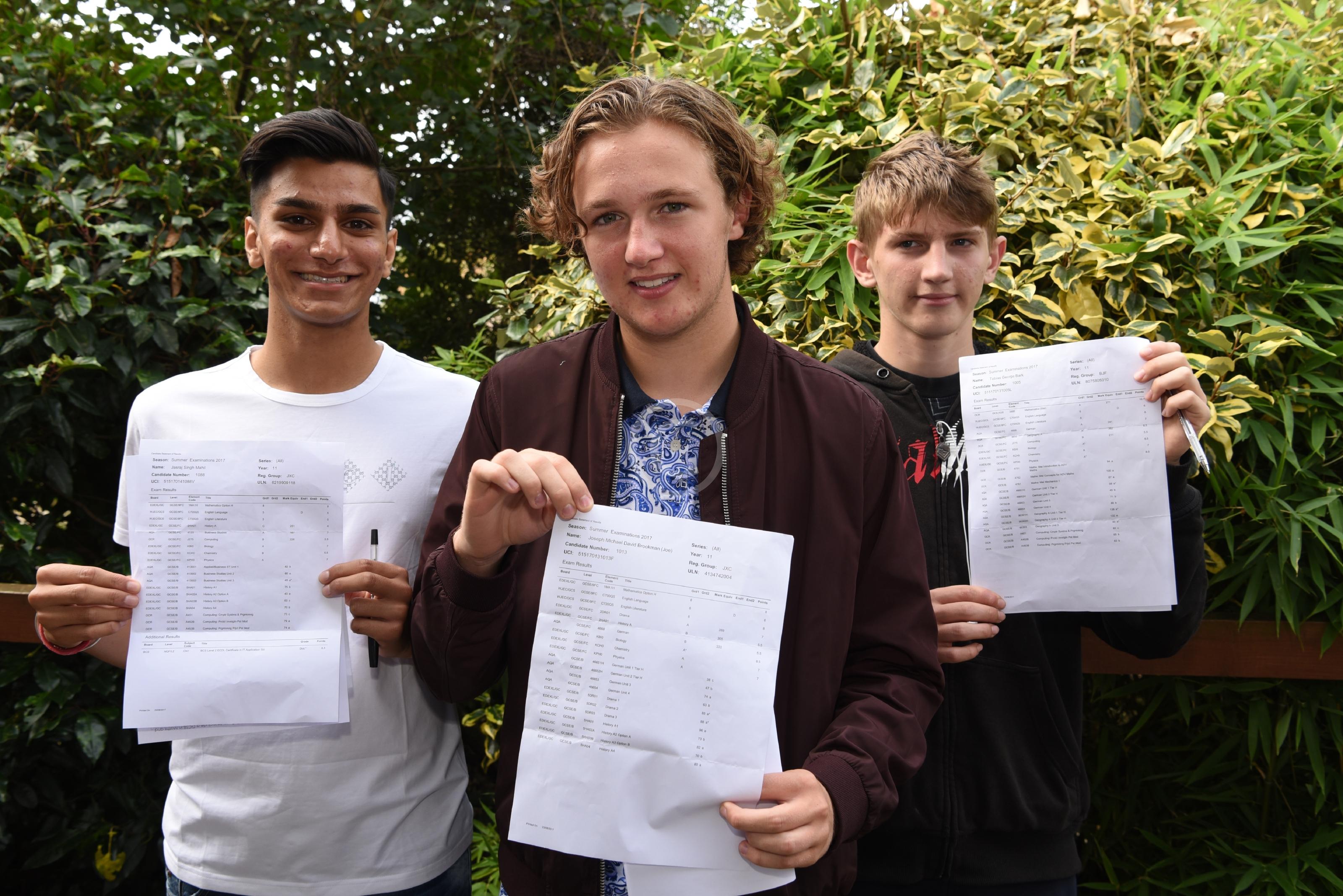 MAIDENHEAD 128597 - Photo 1 of 11 - Baylis Media Photos