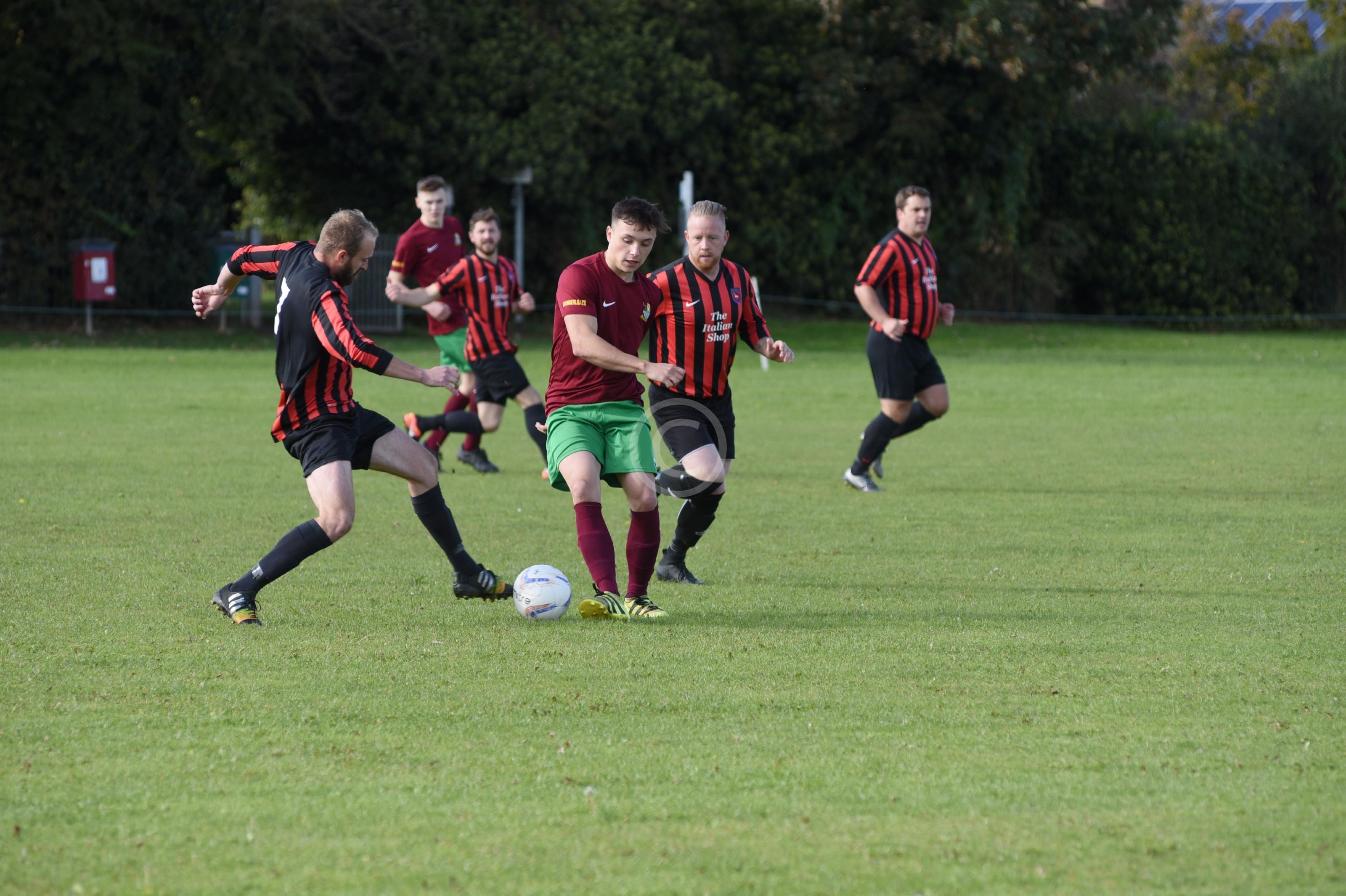 FOOTBALL 128720 - Photo 1 of 11 - Baylis Media Photos