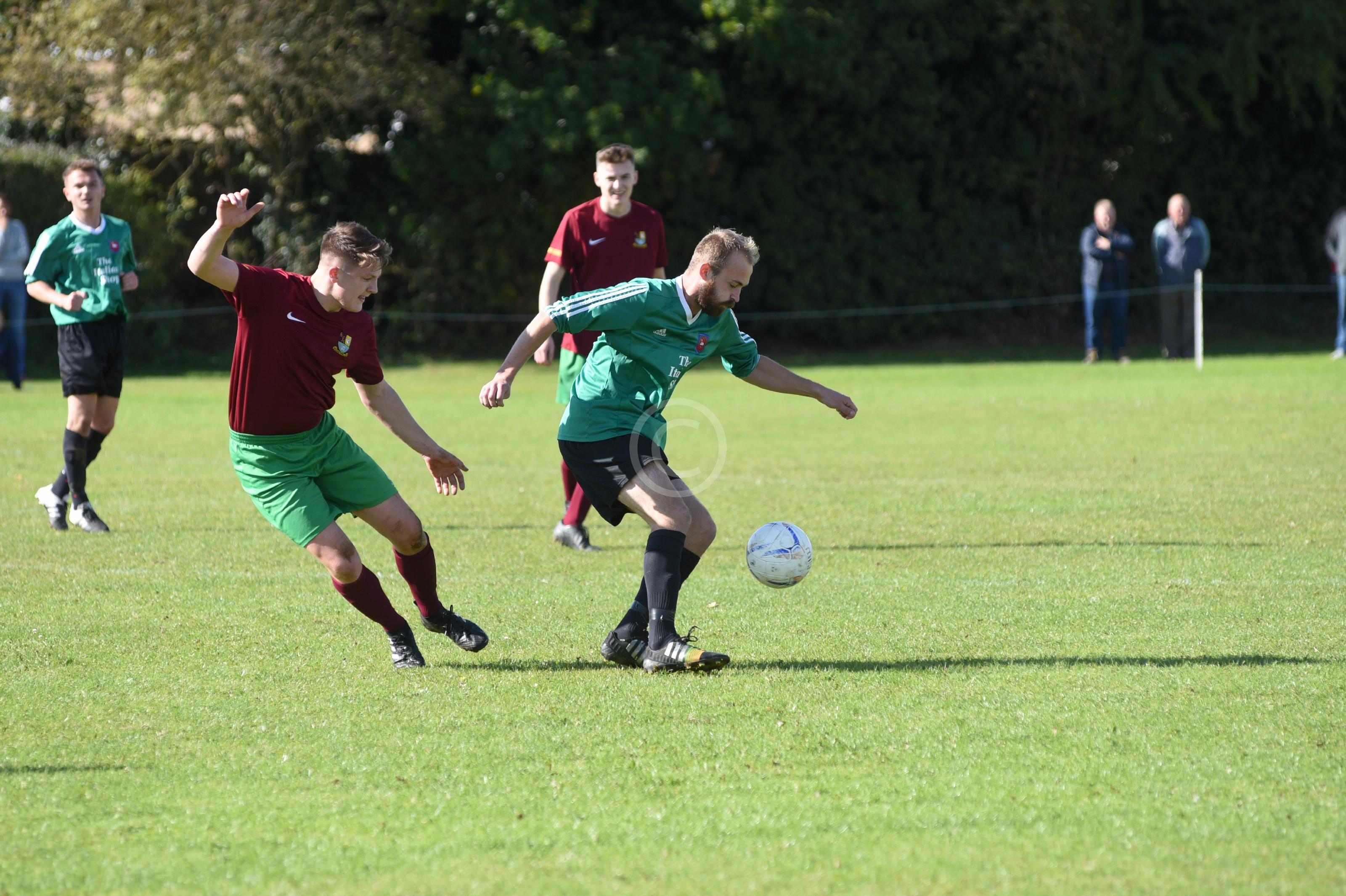 FOOTBALL 128720 - Photo 1 of 11 - Baylis Media Photos
