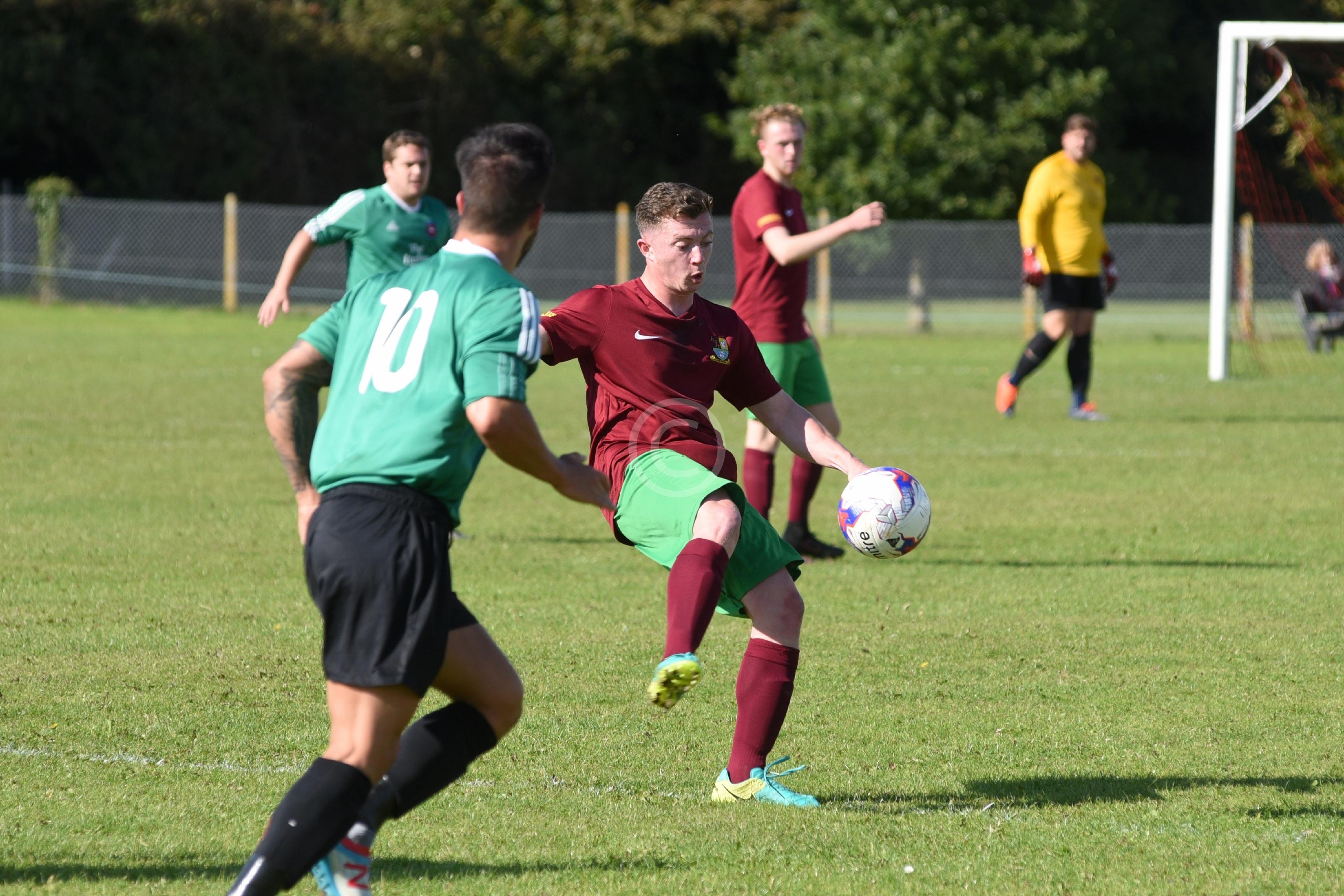 FOOTBALL 128720 - Photo 1 of 11 - Baylis Media Photos