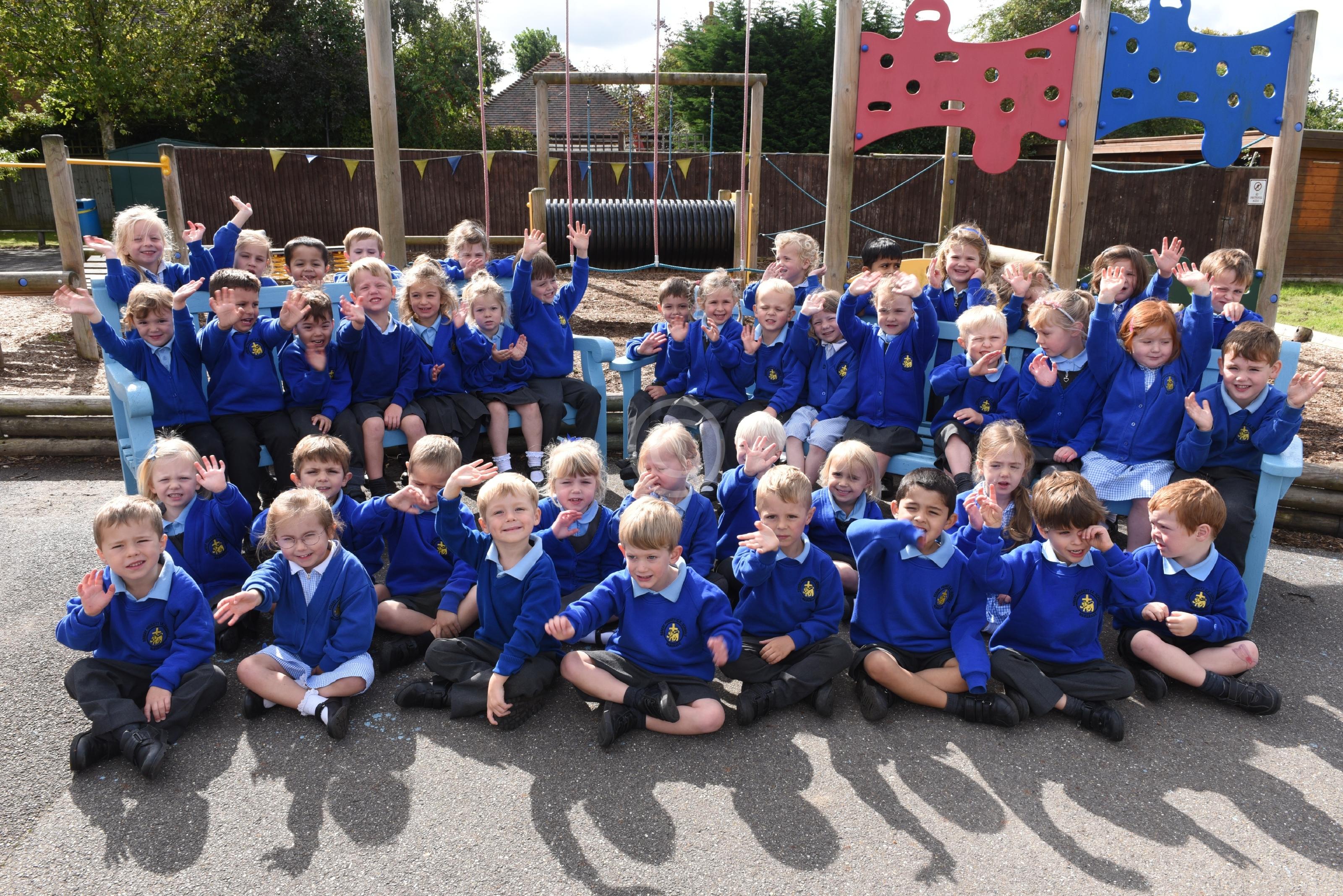 FIRST CLASS 128702 - Photo 1 of 9 - Baylis Media Photos