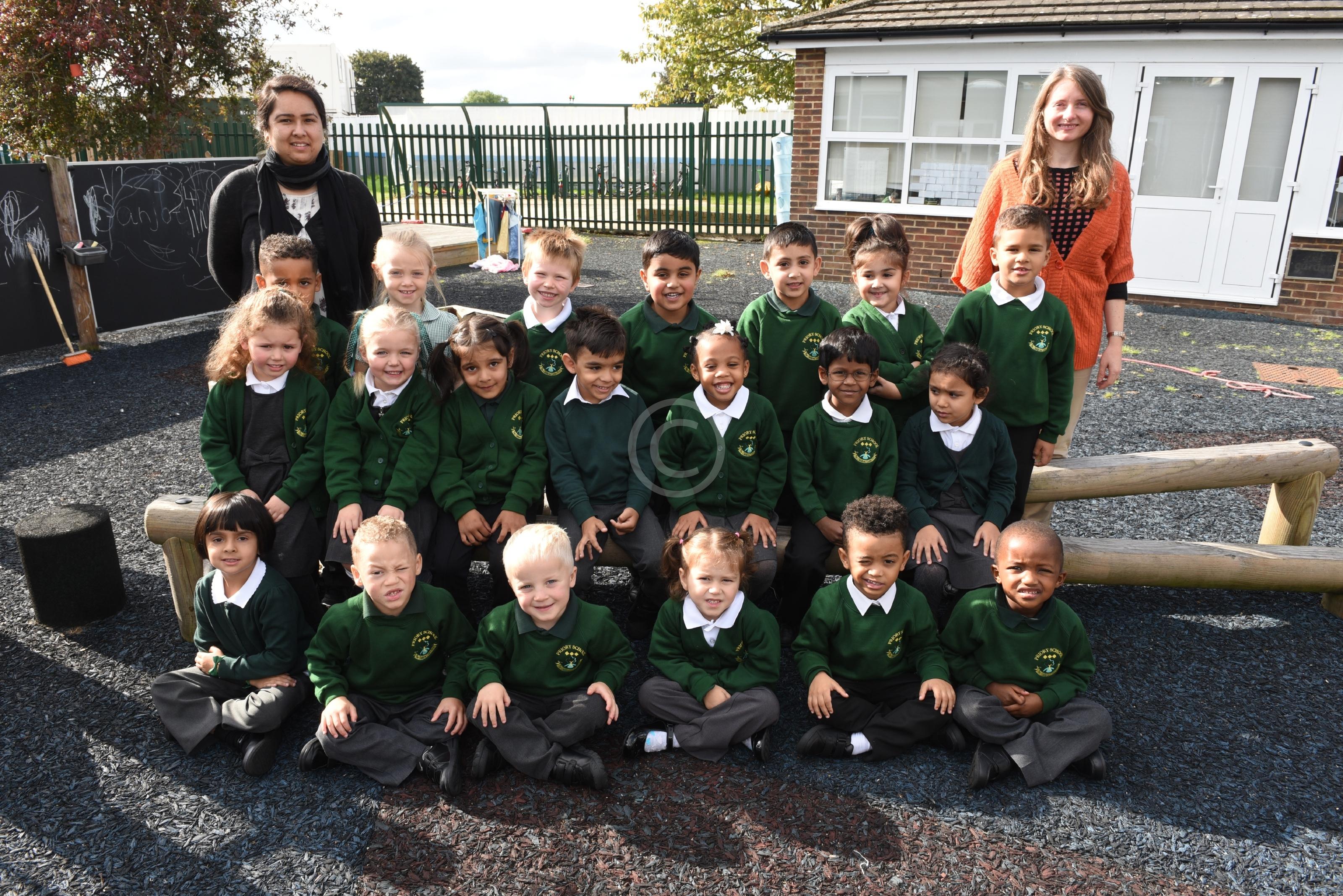 FIRST CLASS 128726 - Photo 1 of 19 - Baylis Media Photos