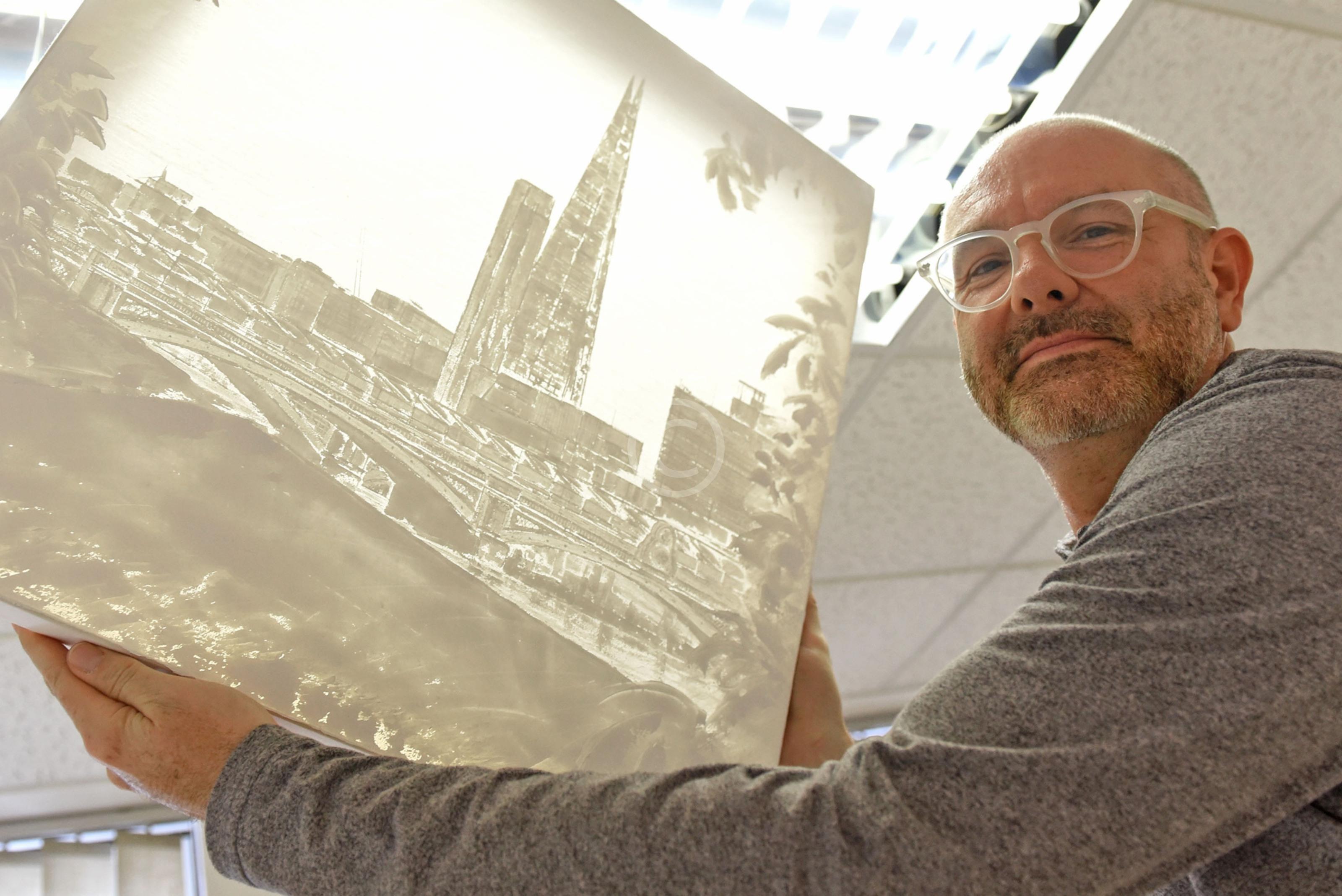 MAIDENHEAD 128761 - Photo 1 of 5 - Baylis Media Photos