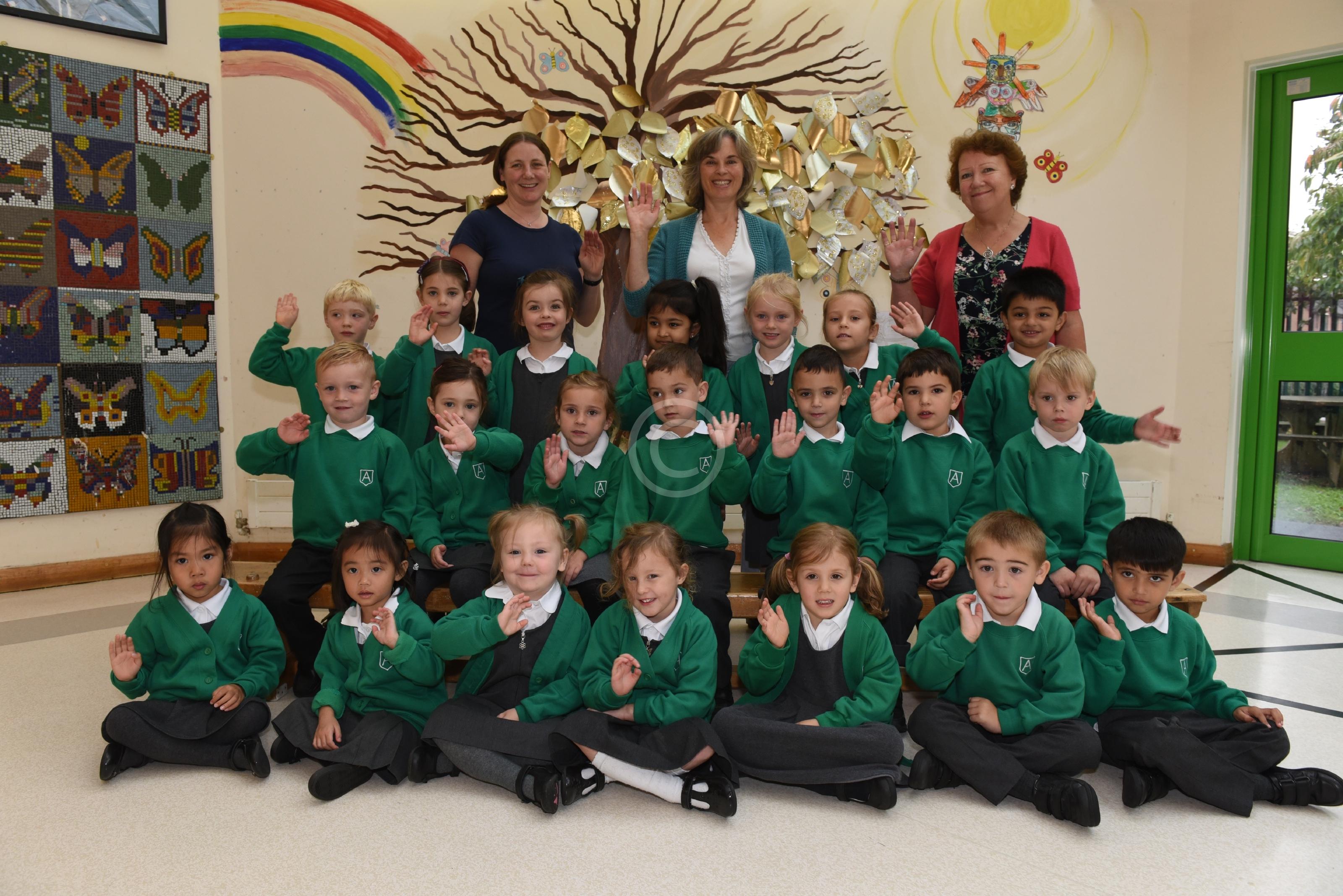 FIRST CLASS 128770 - Photo 1 of 16 - Baylis Media Photos