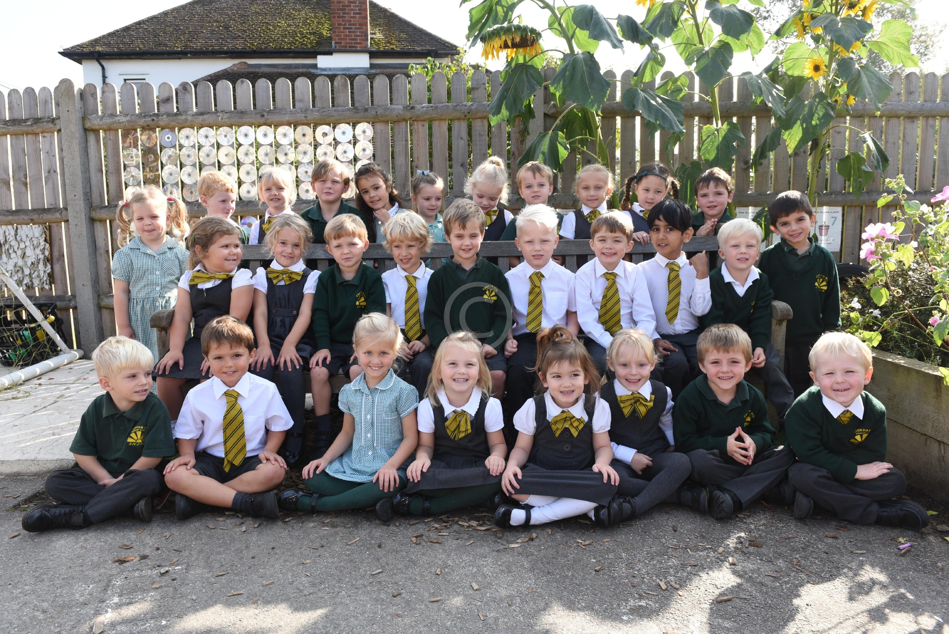 FIRST CLASS 128776 - Photo 1 of 9 - Baylis Media Photos