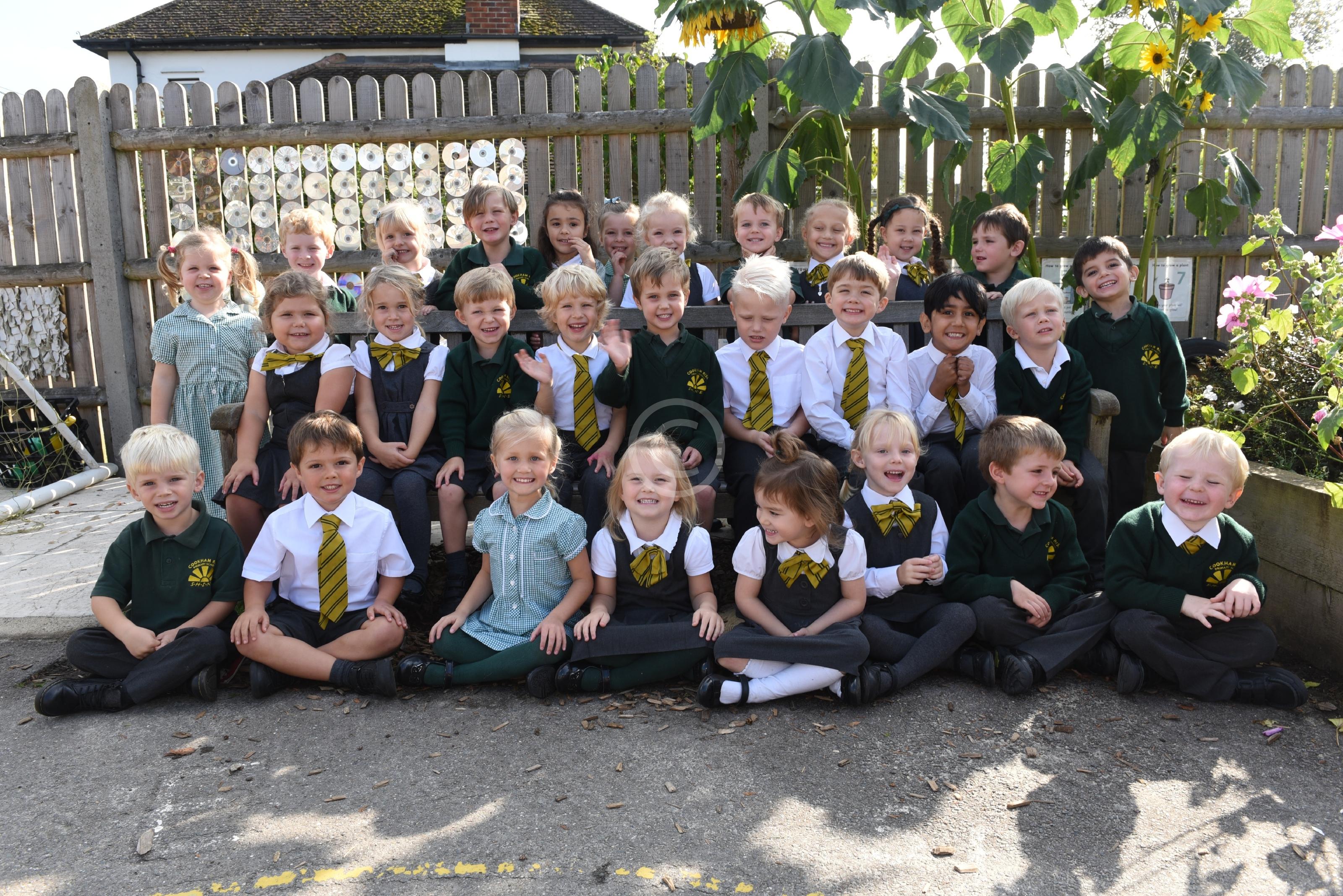 FIRST CLASS 128776 - Photo 1 of 9 - Baylis Media Photos