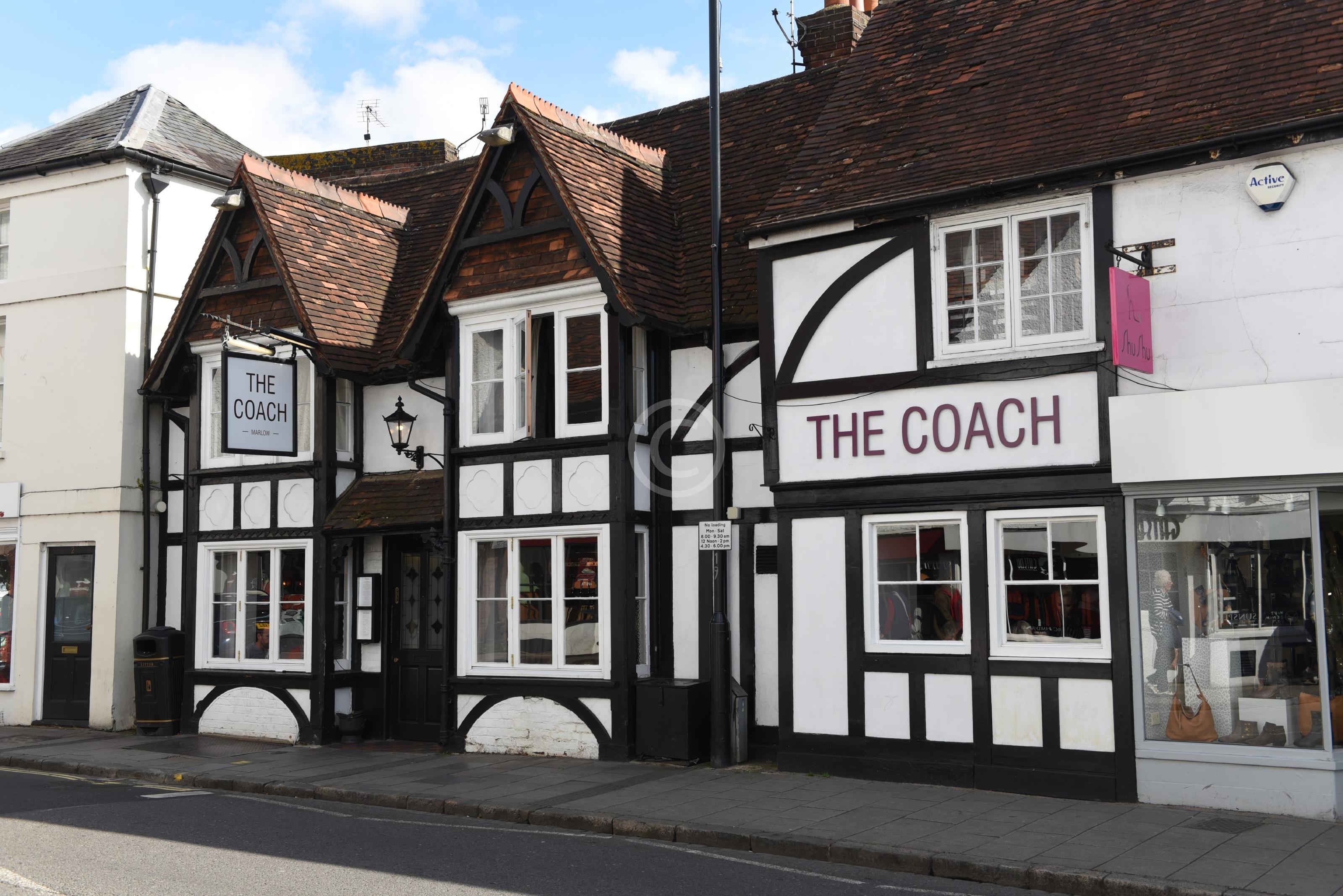 MARLOW 128823 - Photo 1 of 2 - Baylis Media Photos