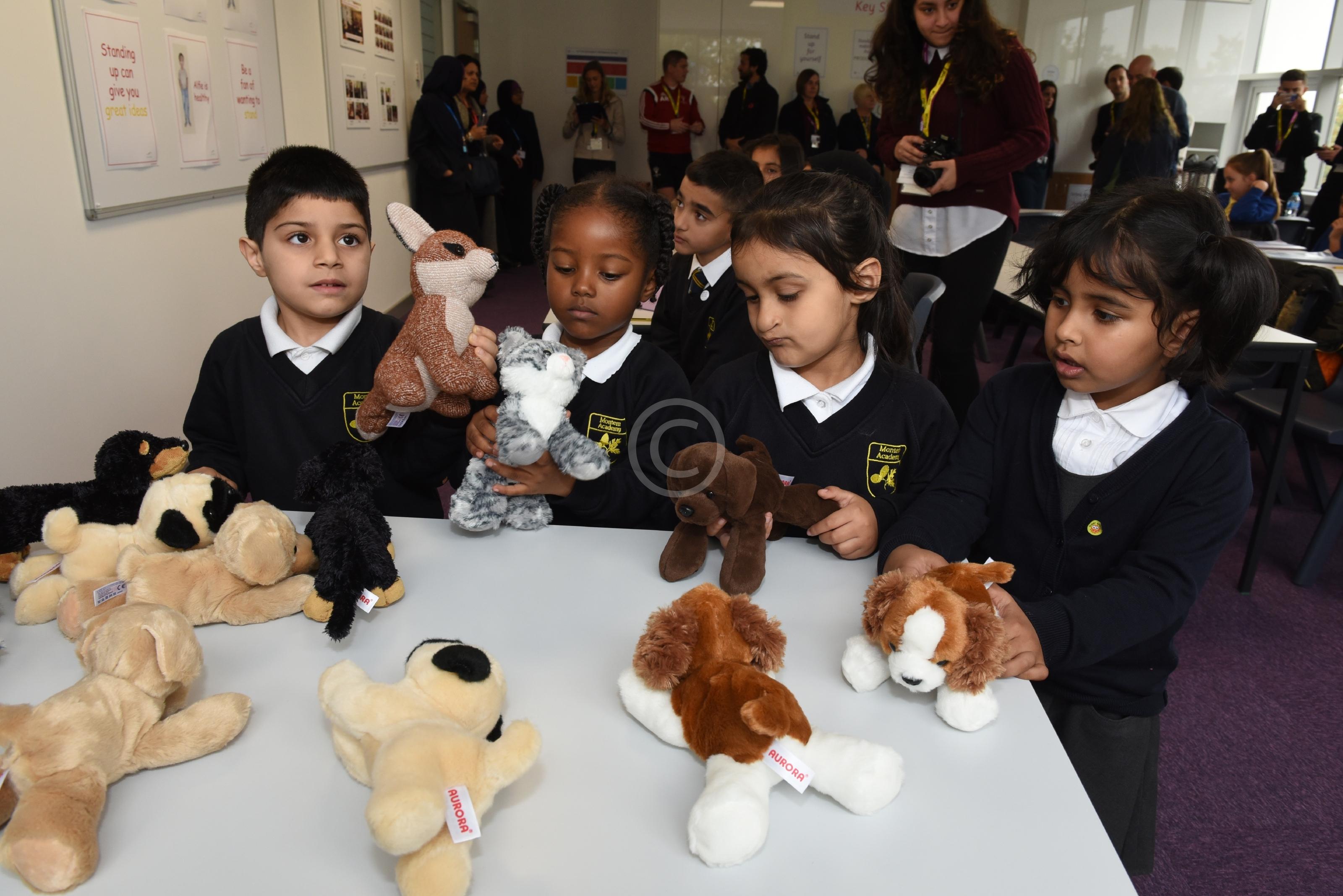 SLOUGH 128976 - Photo 2 of 54 - Baylis Media Photos