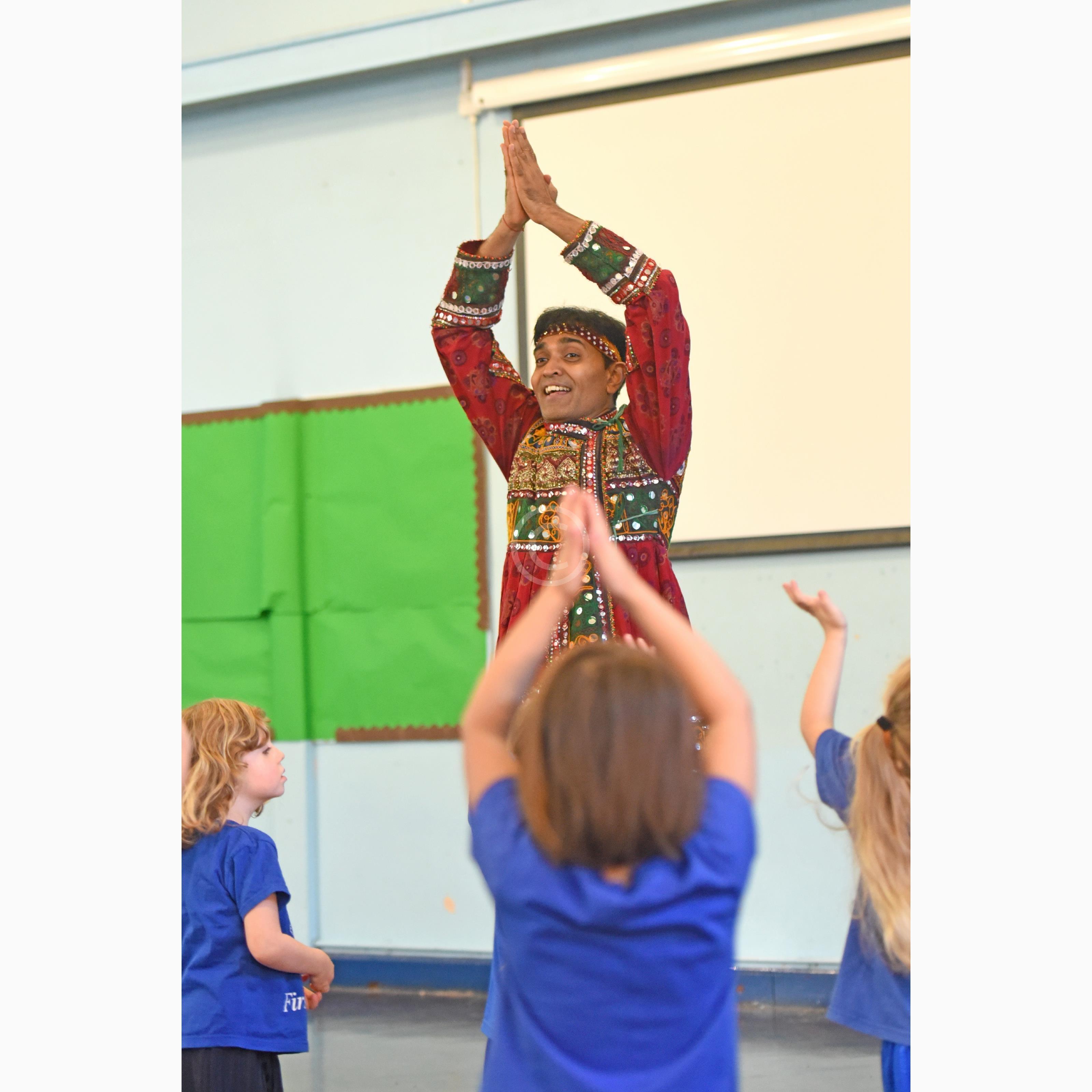 WINDSOR 128988 - Photo 1 of 7 - Baylis Media Photos