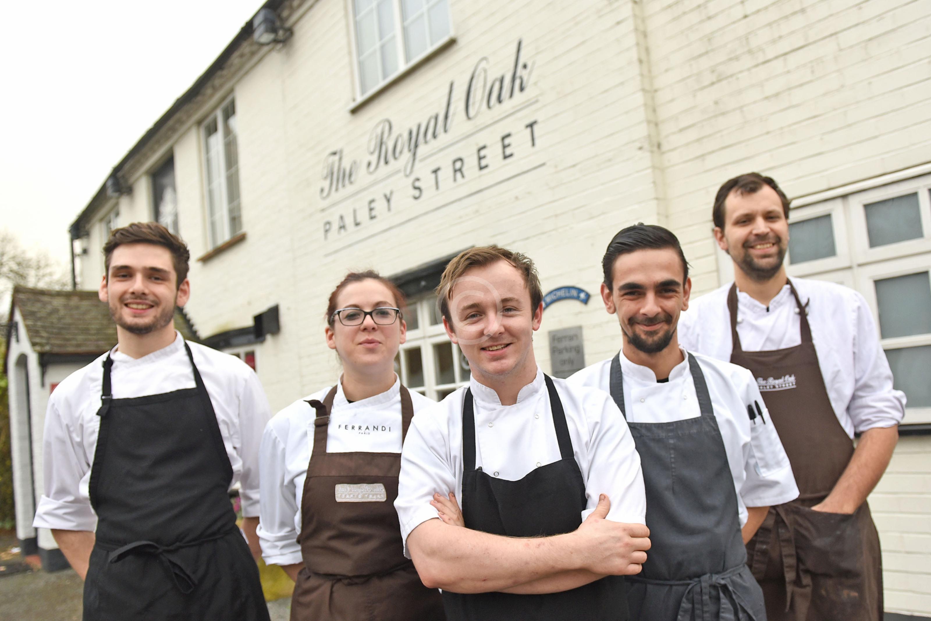 MAIDENHEAD 129210 - Photo 1 of 10 - Baylis Media Photos