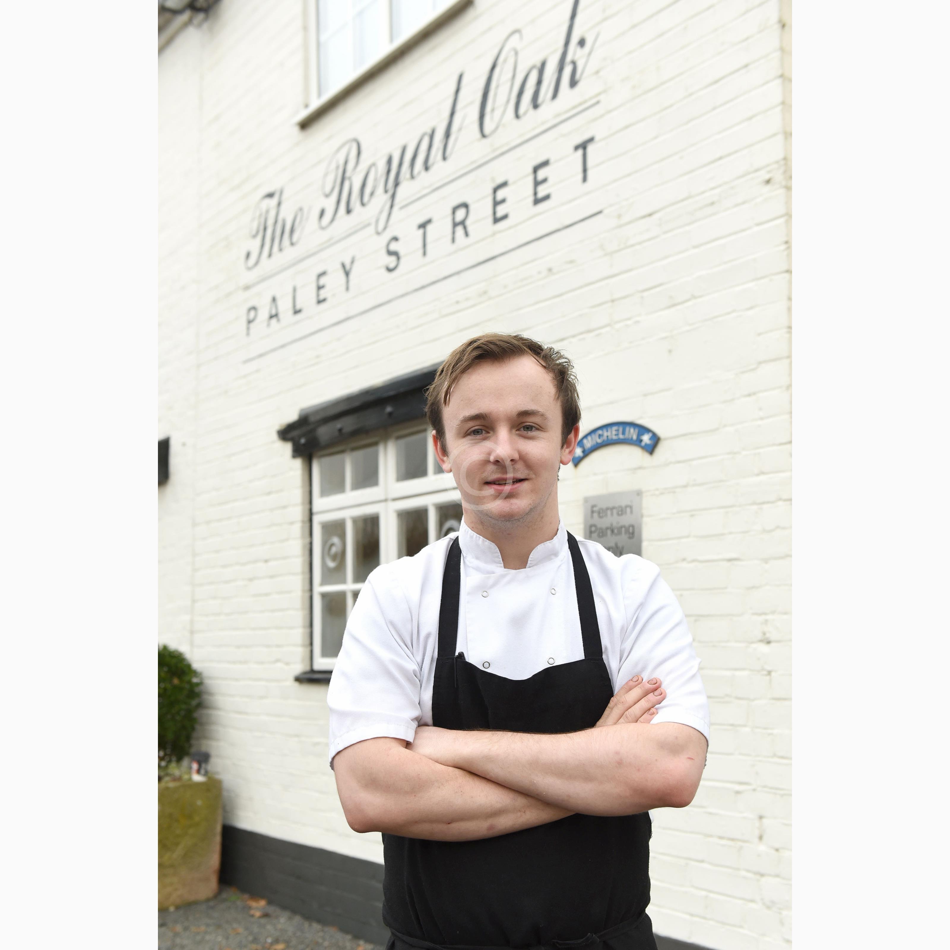 MAIDENHEAD 129210 - Photo 1 of 10 - Baylis Media Photos