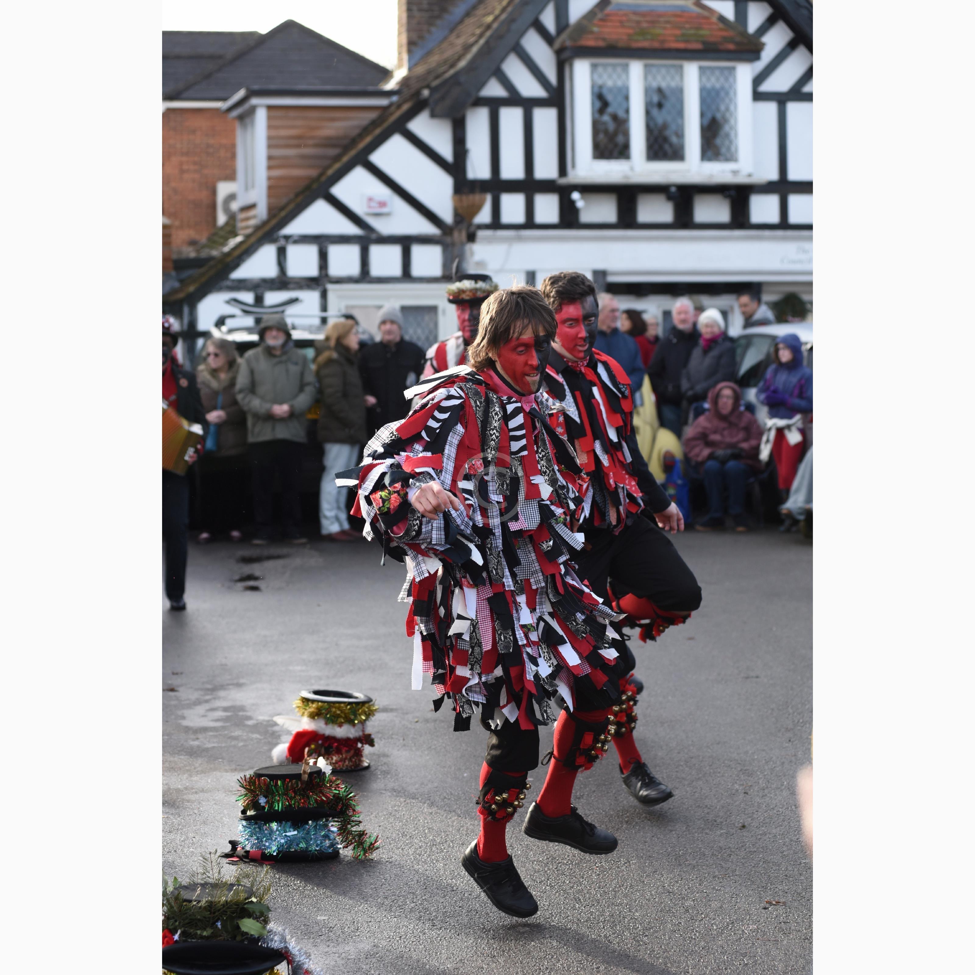 DATCHET 129215 - Photo 1 of 11 - Baylis Media Photos