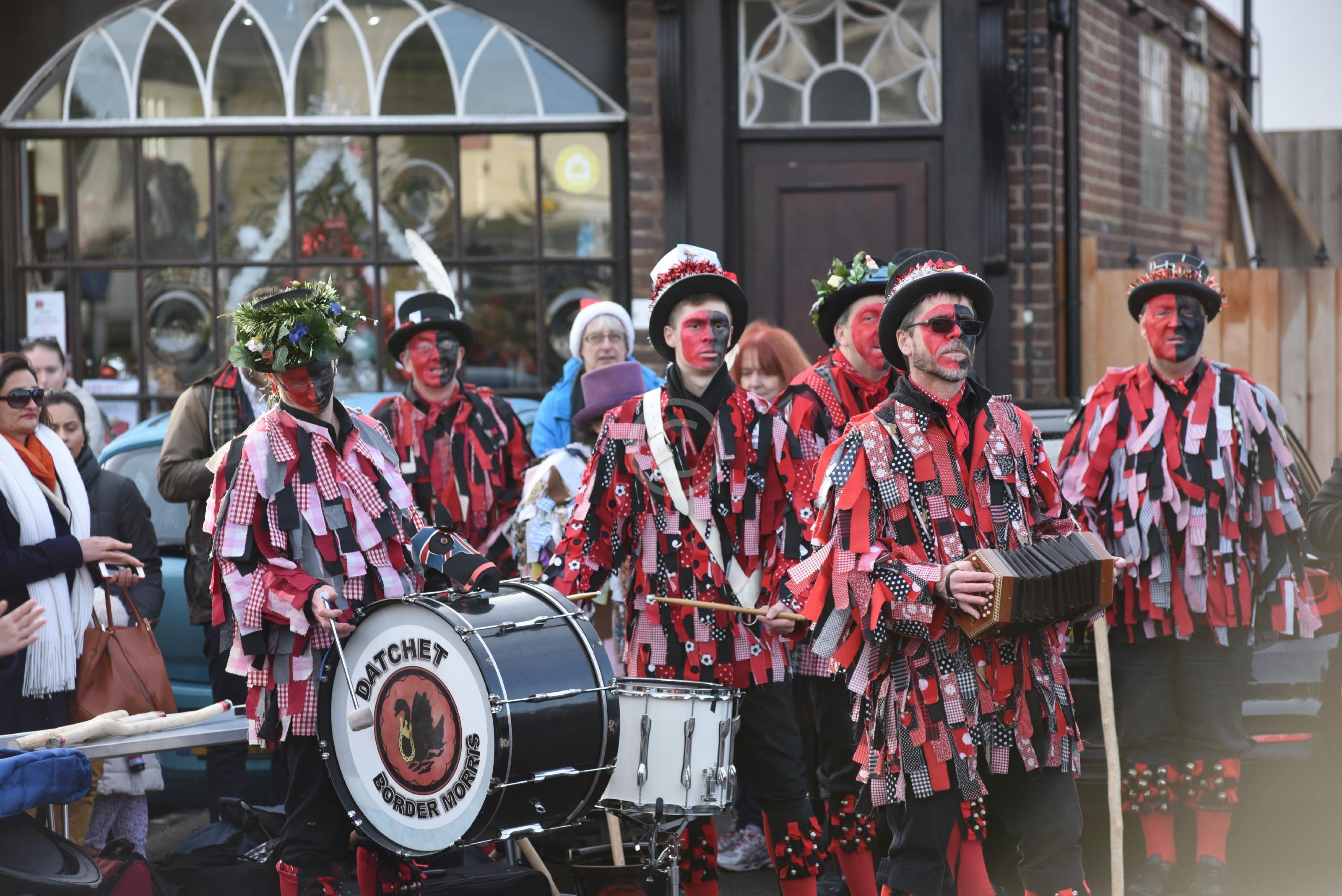 DATCHET 129215 - Photo 1 of 11 - Baylis Media Photos