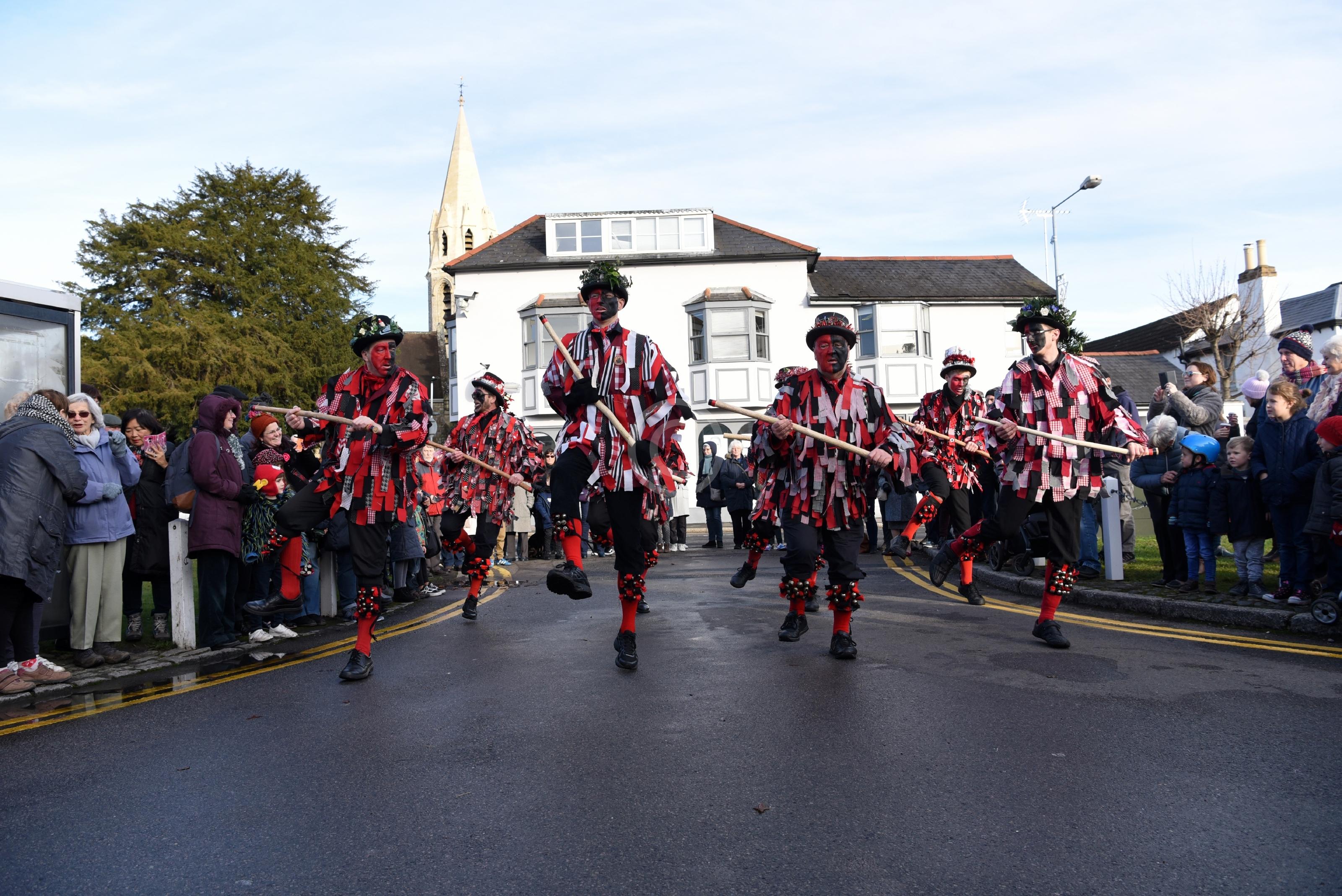 DATCHET 129215 - Photo 1 of 11 - Baylis Media Photos