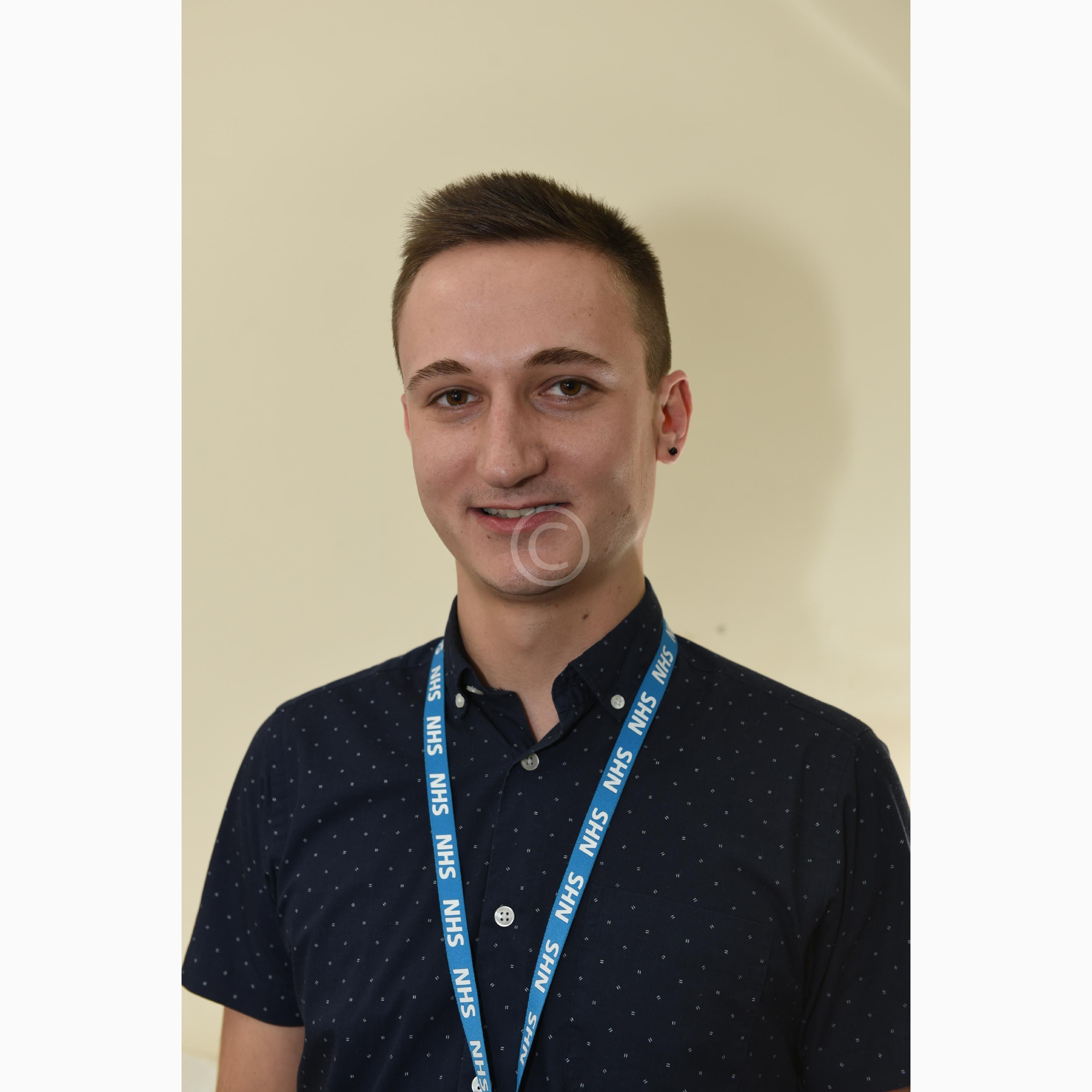 MAIDENHEAD 129384 - Photo 1 of 11 - Baylis Media Photos