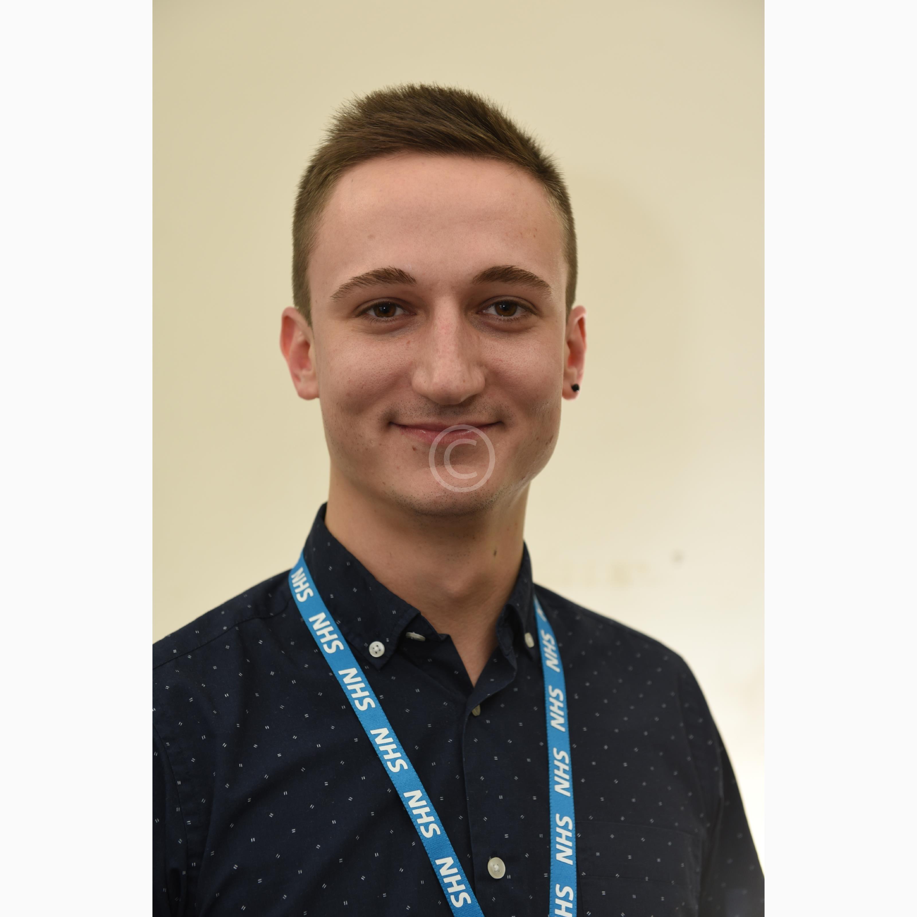 MAIDENHEAD 129384 - Photo 1 of 11 - Baylis Media Photos