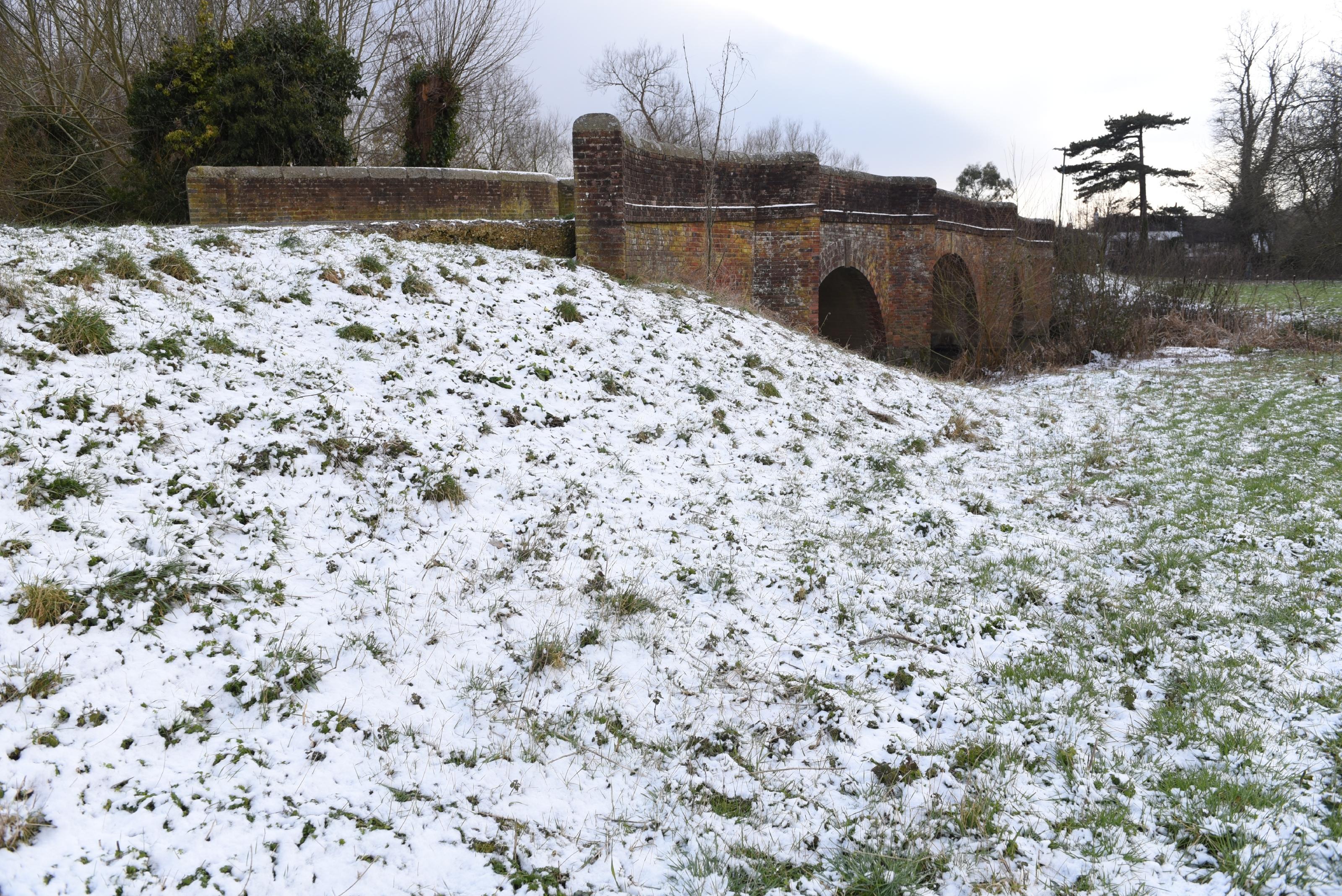 COOKHAM 129477 - Photo 1 of 4 - Baylis Media Photos