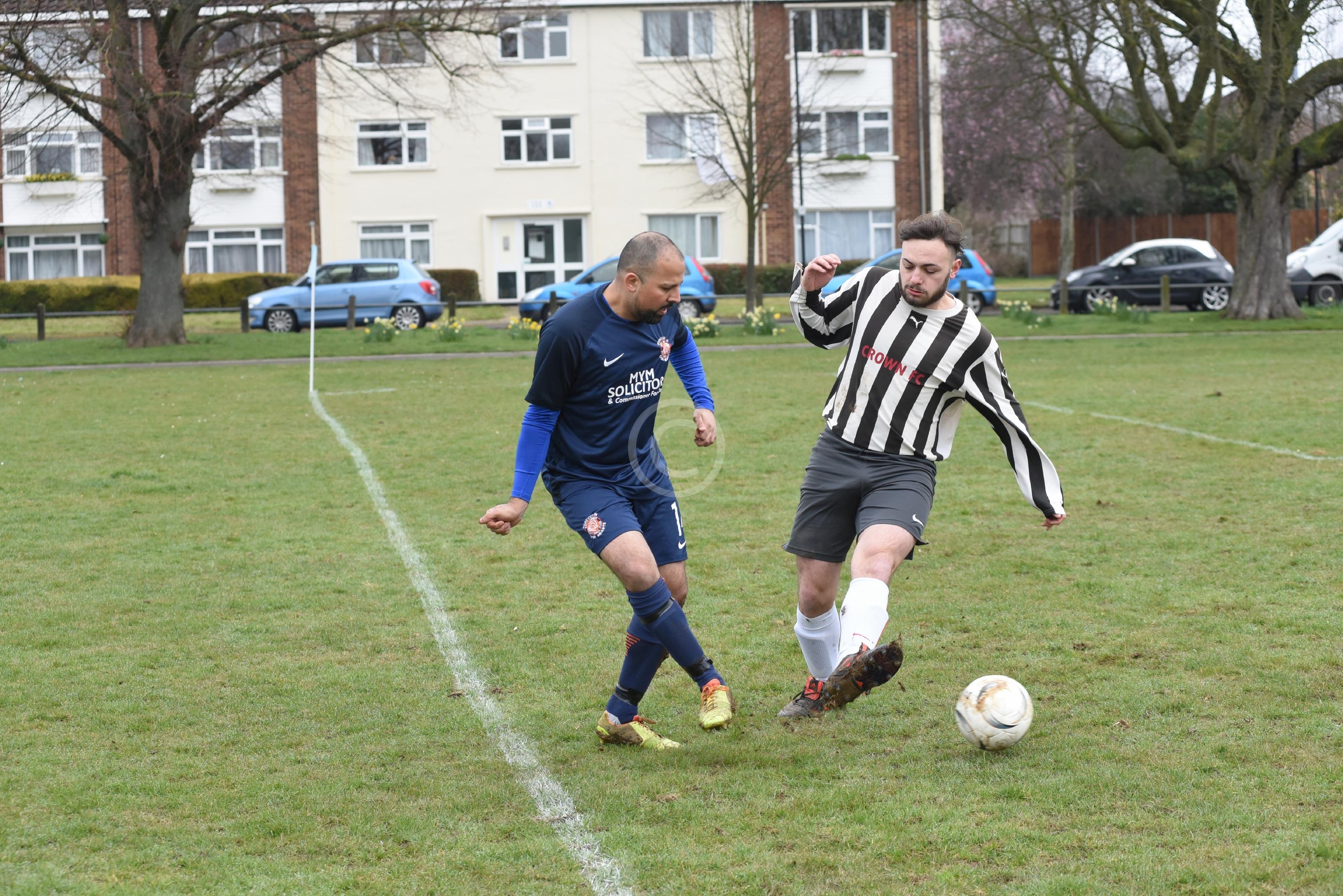 FOOTBALL 129592 - Photo 1 of 17 - Baylis Media Photos