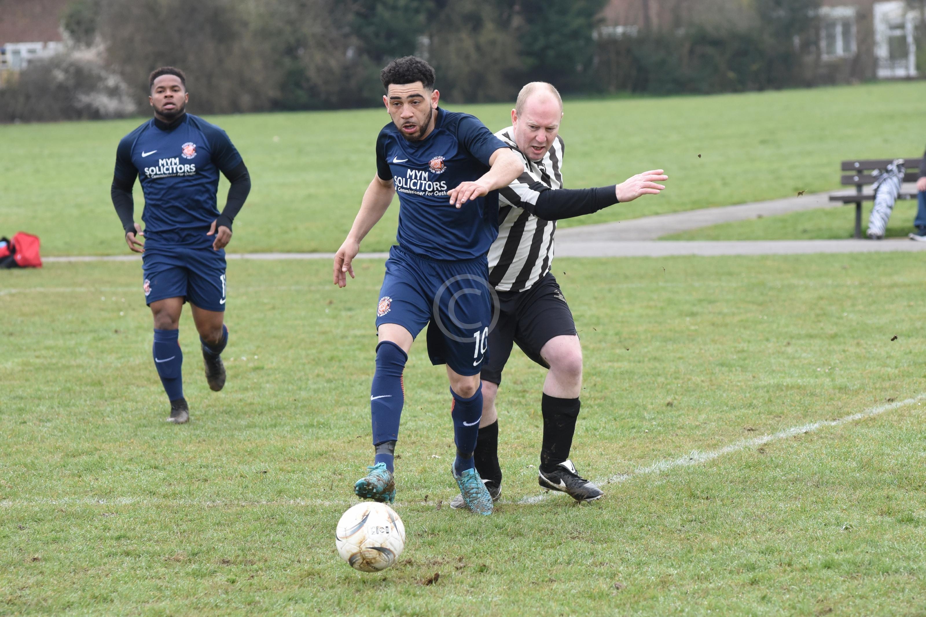 FOOTBALL 129592 - Photo 1 of 17 - Baylis Media Photos