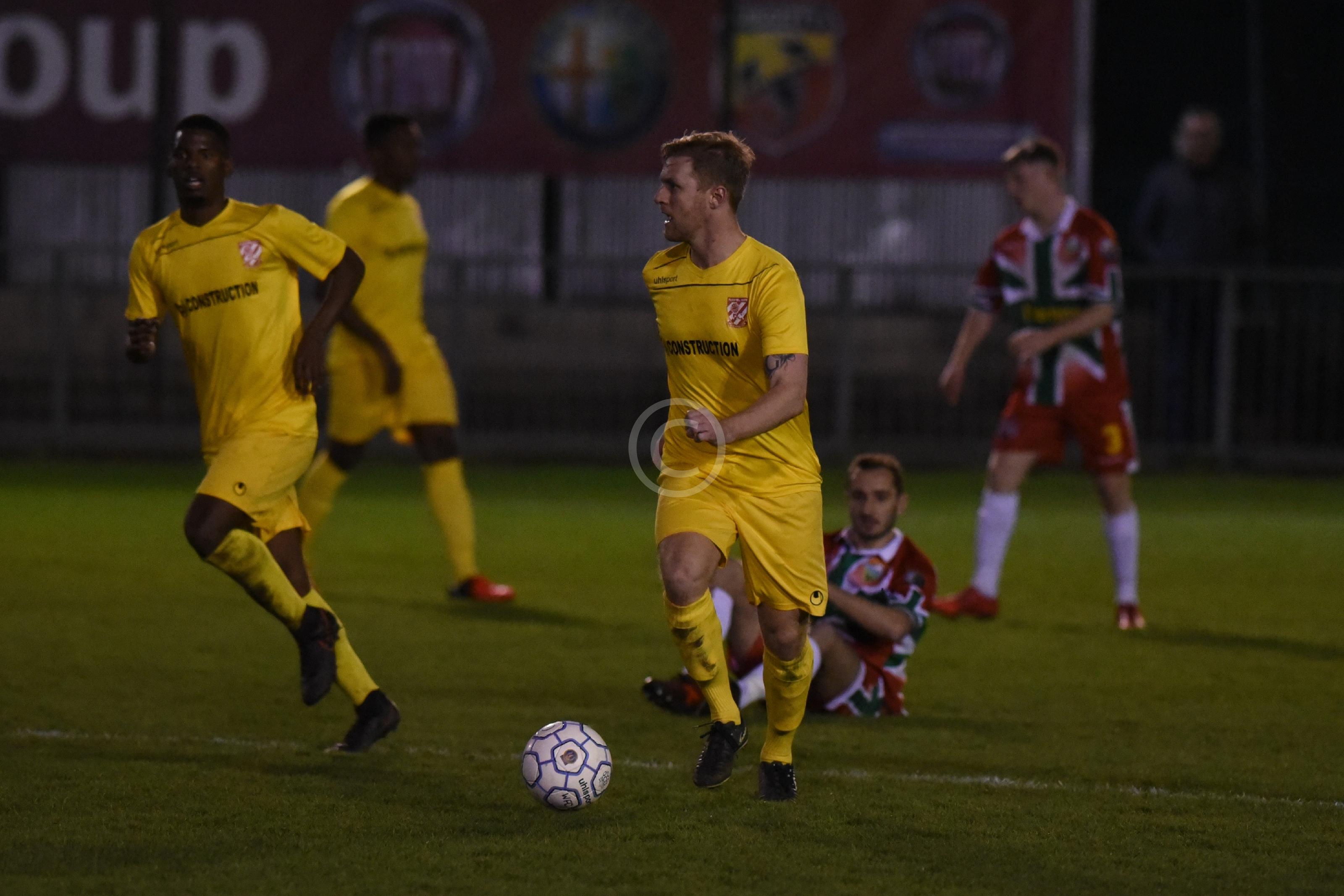 FOOTBALL 129693 - Photo 1 of 32 - Baylis Media Photos