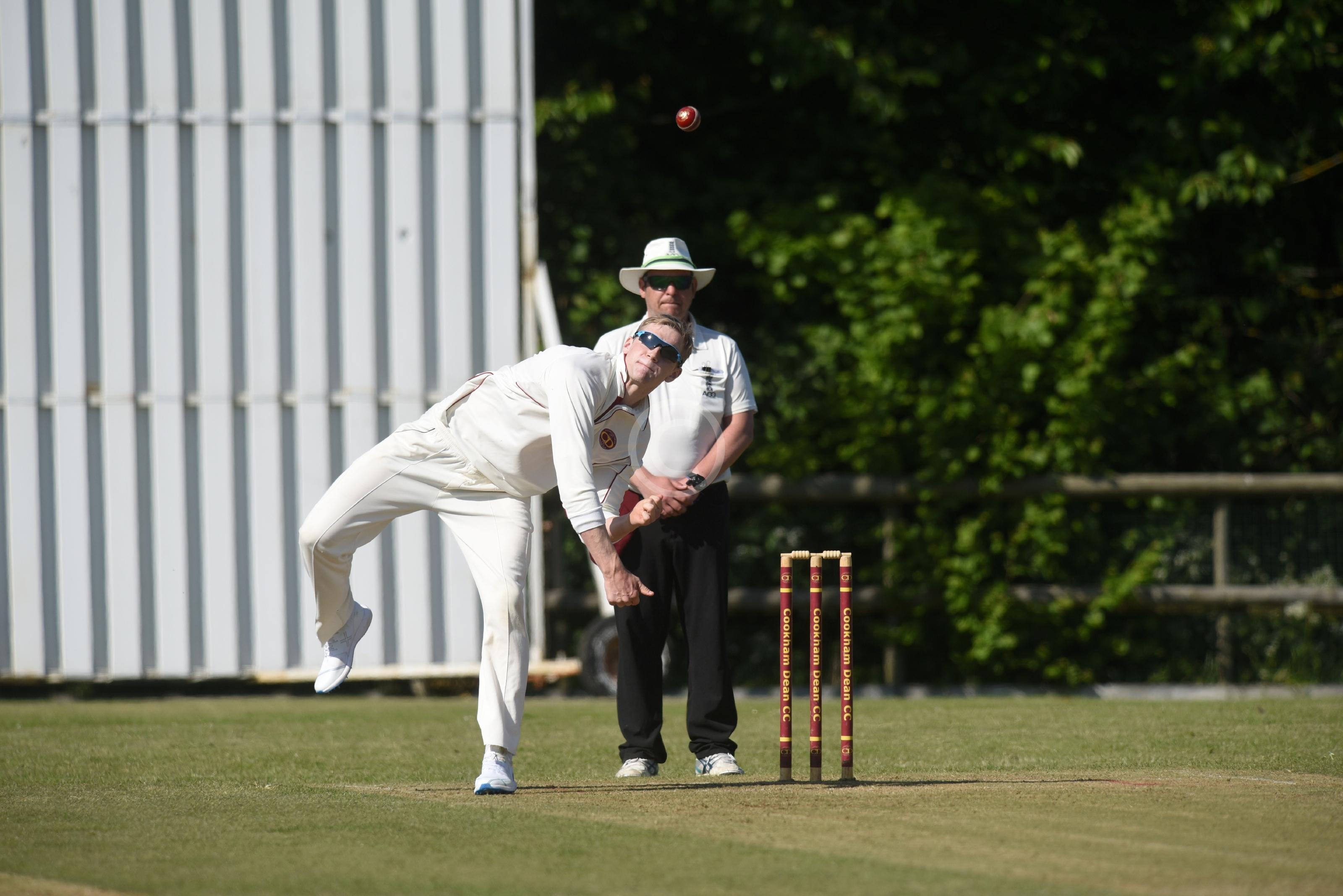 CRICKET 129835 - Photo 1 of 14 - Baylis Media Photos