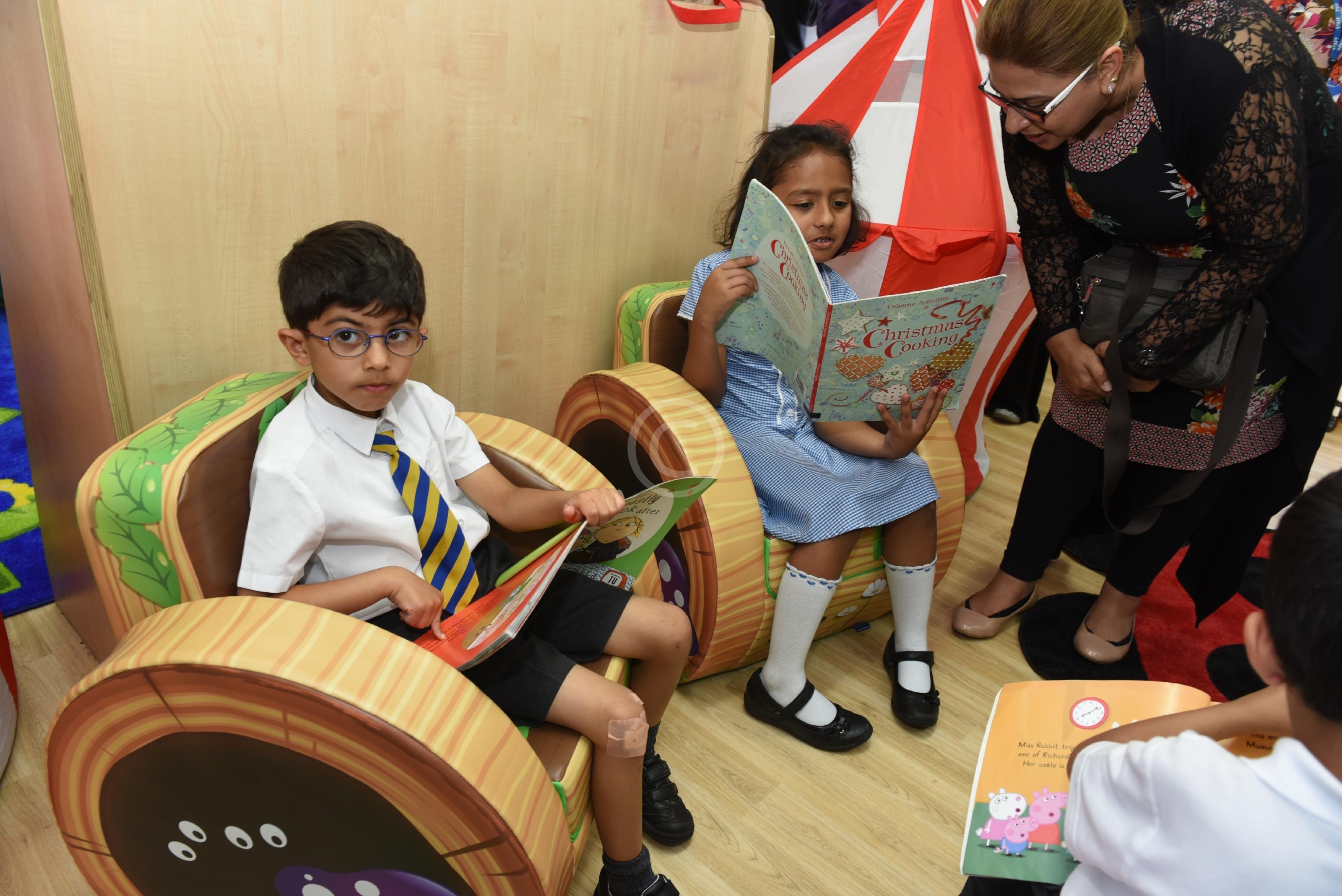 CIPPENHAM 129967 - Photo 1 of 12 - Baylis Media Photos