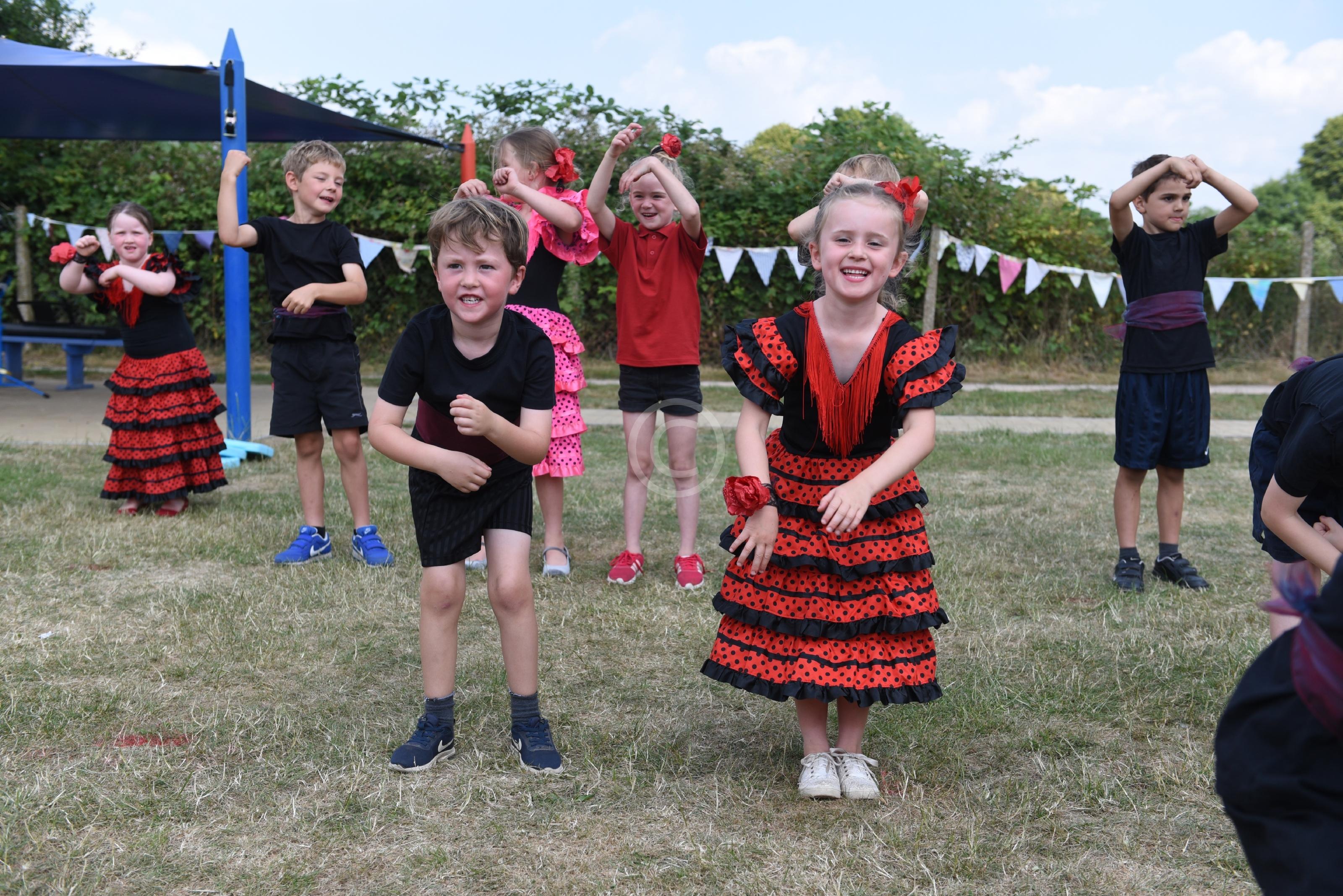 COOKHAM 129998 - Photo 1 of 9 - Baylis Media Photos