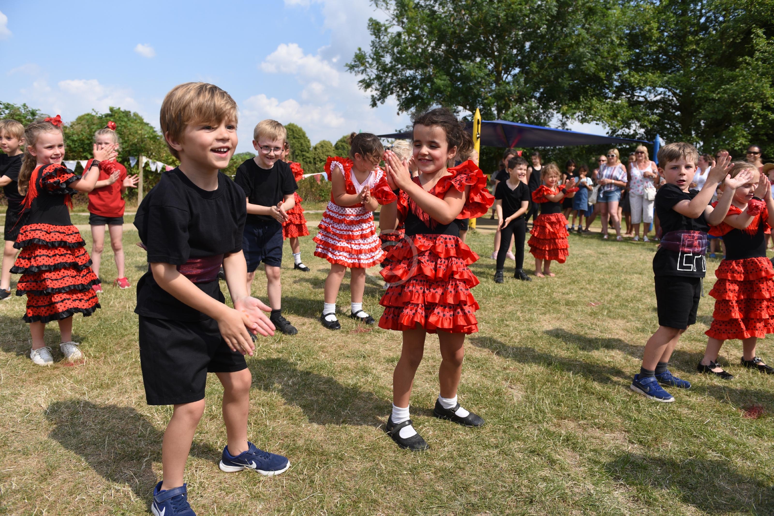 COOKHAM 129998 - Photo 1 of 9 - Baylis Media Photos