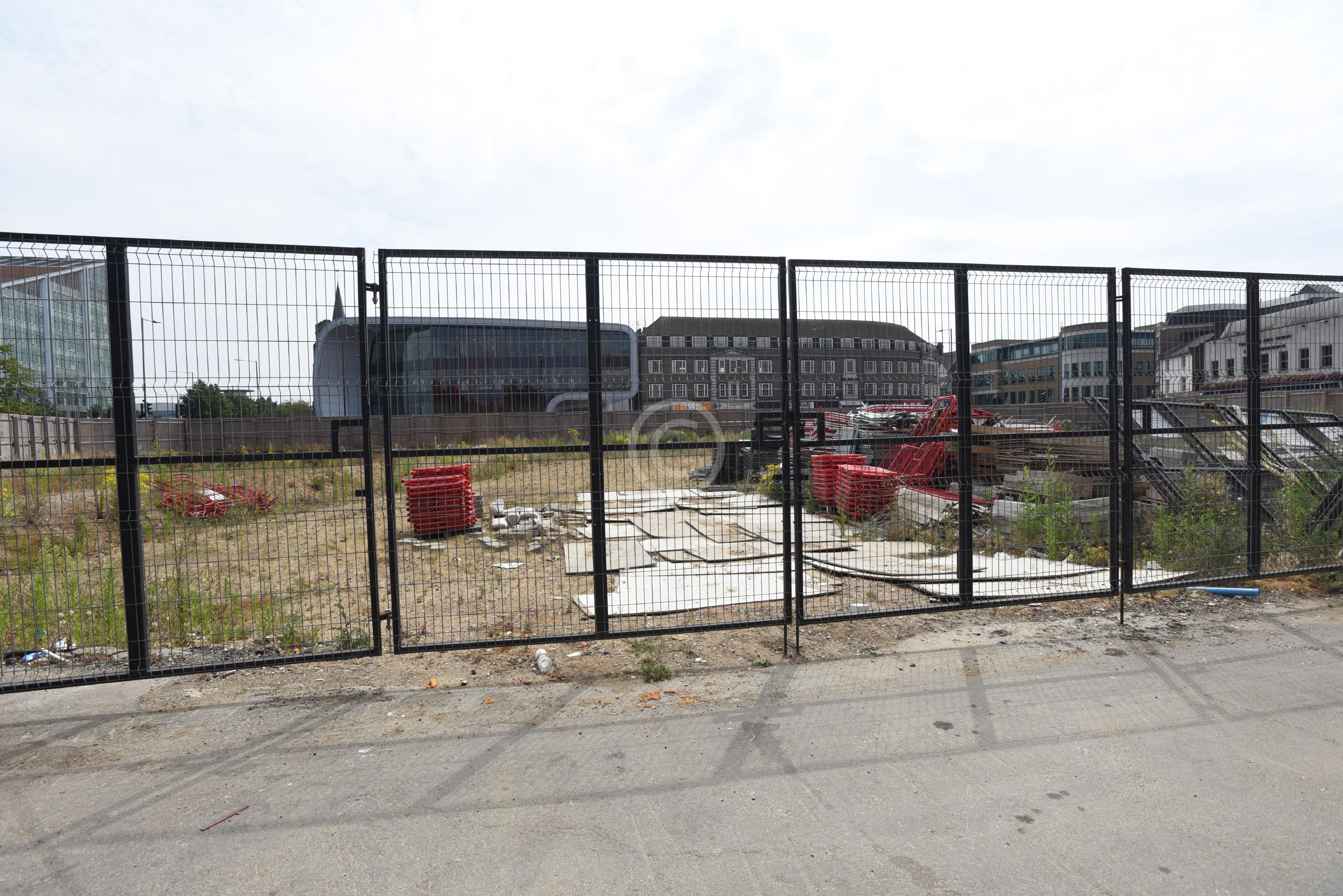 SLOUGH 130028 - Photo 1 of 17 - Baylis Media Photos